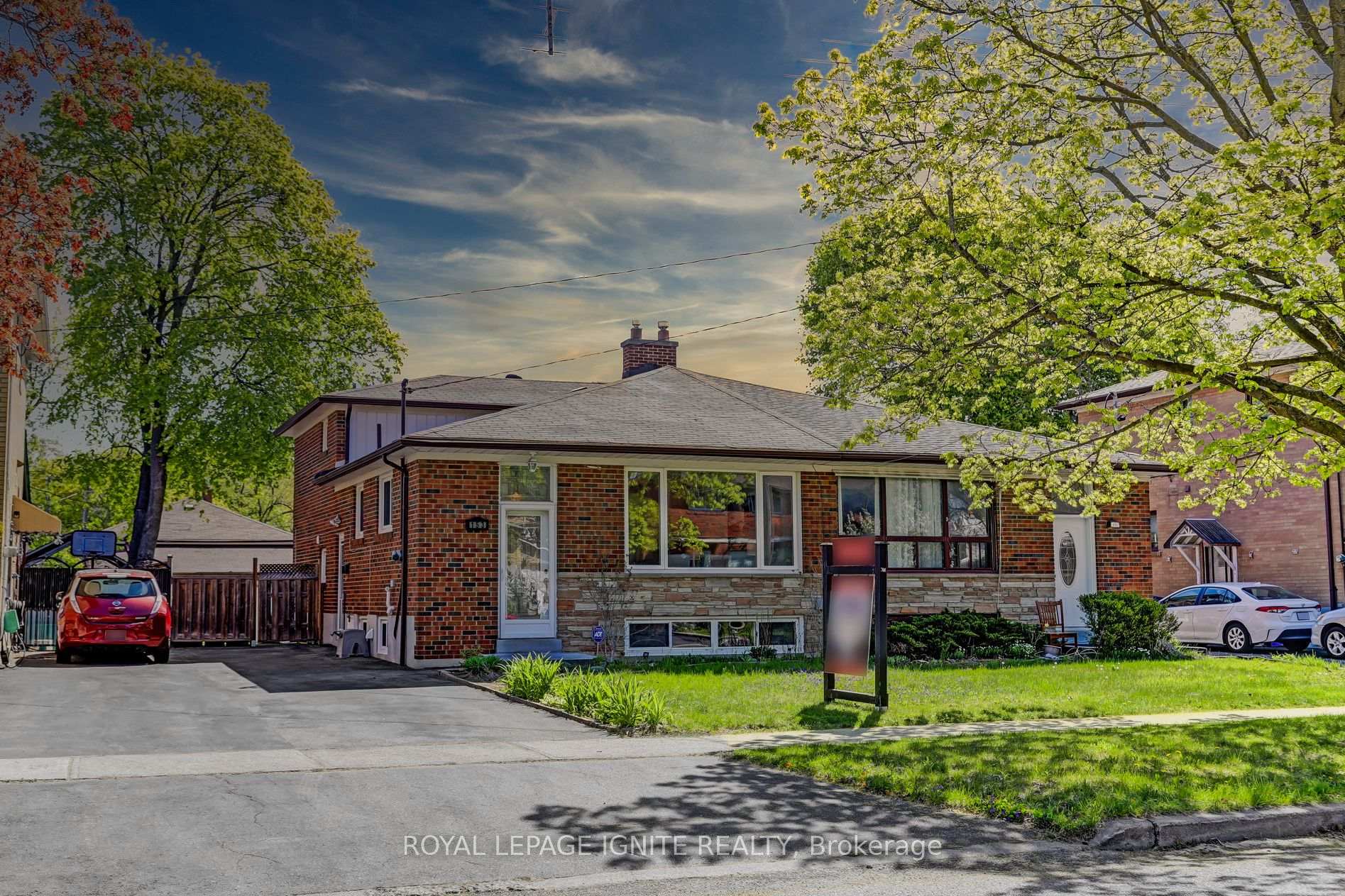 153 Rodda Boulevard, Toronto, ON M1E 3A1