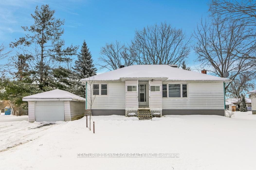 1538 Old Montreal Road, Orleans - Cumberland and Area, ON K4C 1G8