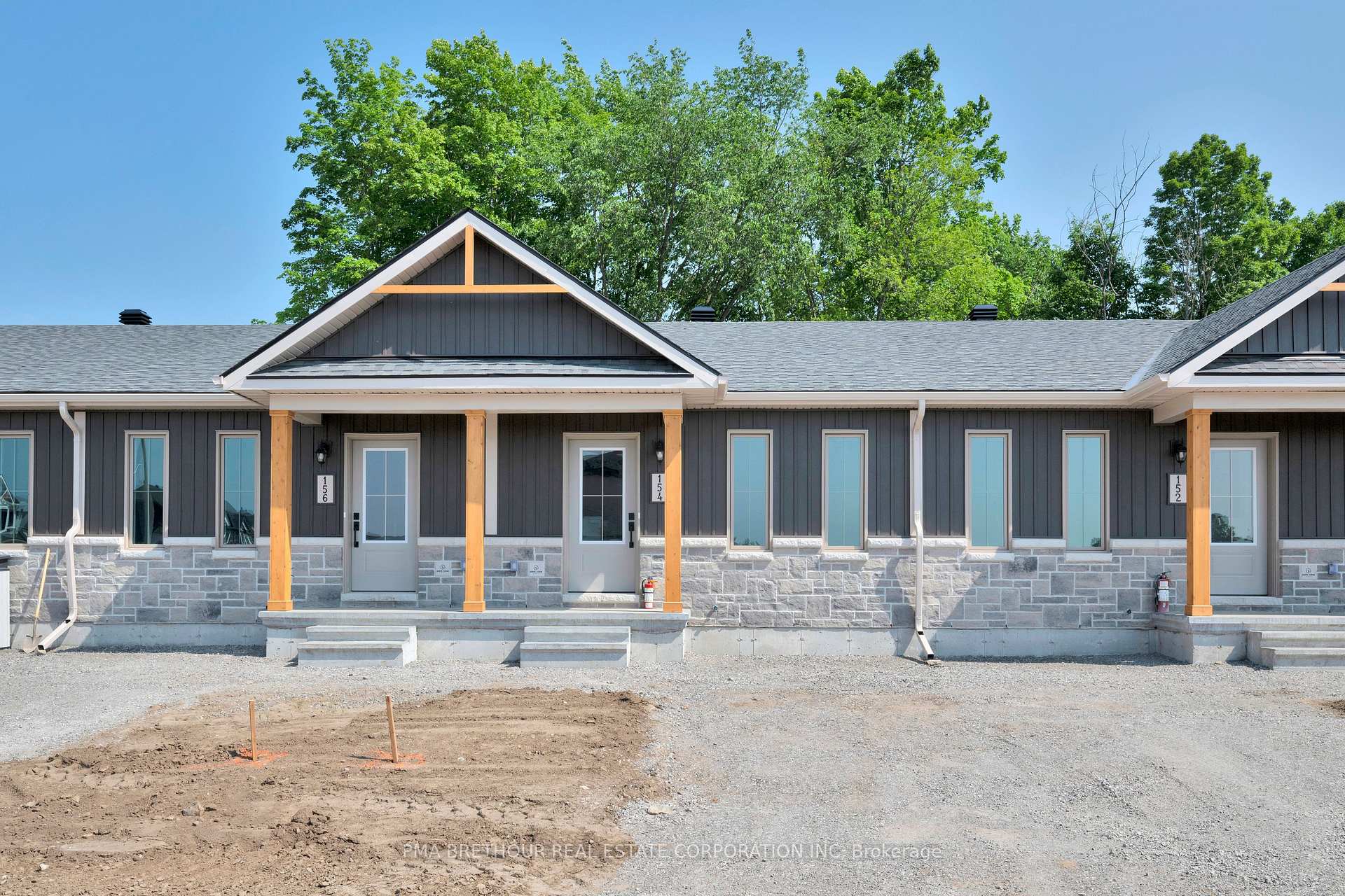 Smiths Falls Real Estate MLS® Listings & Houses For Sale
