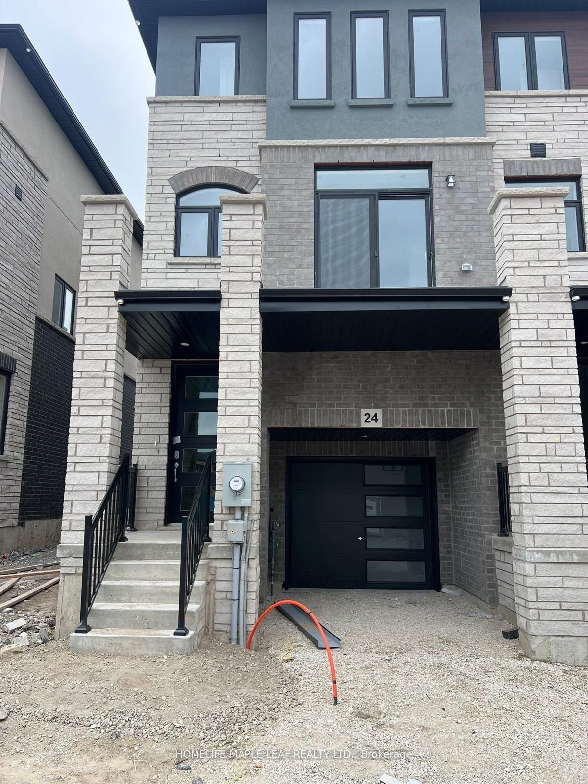 124 - 155 Equestrian Way, Cambridge, ON N3E 0E8