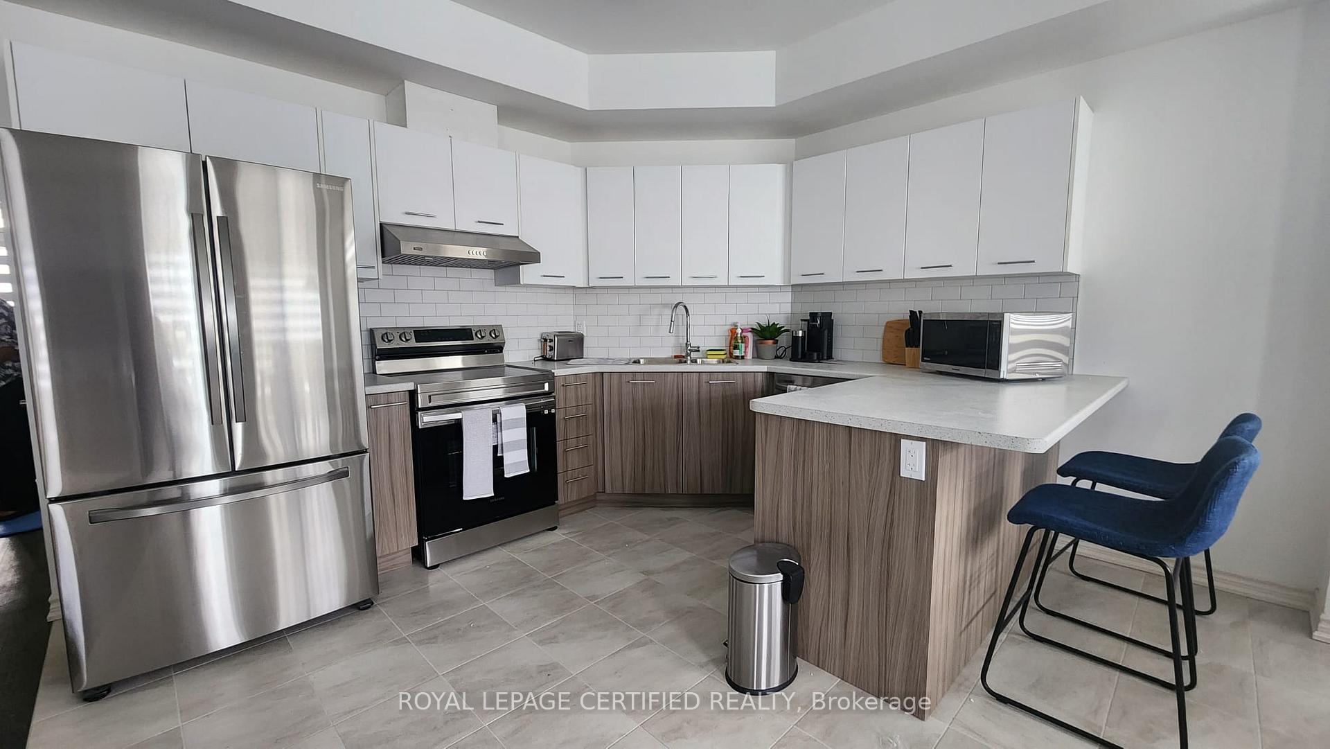 155 Rosie Street N, Blue Mountains, ON N0H 1J0