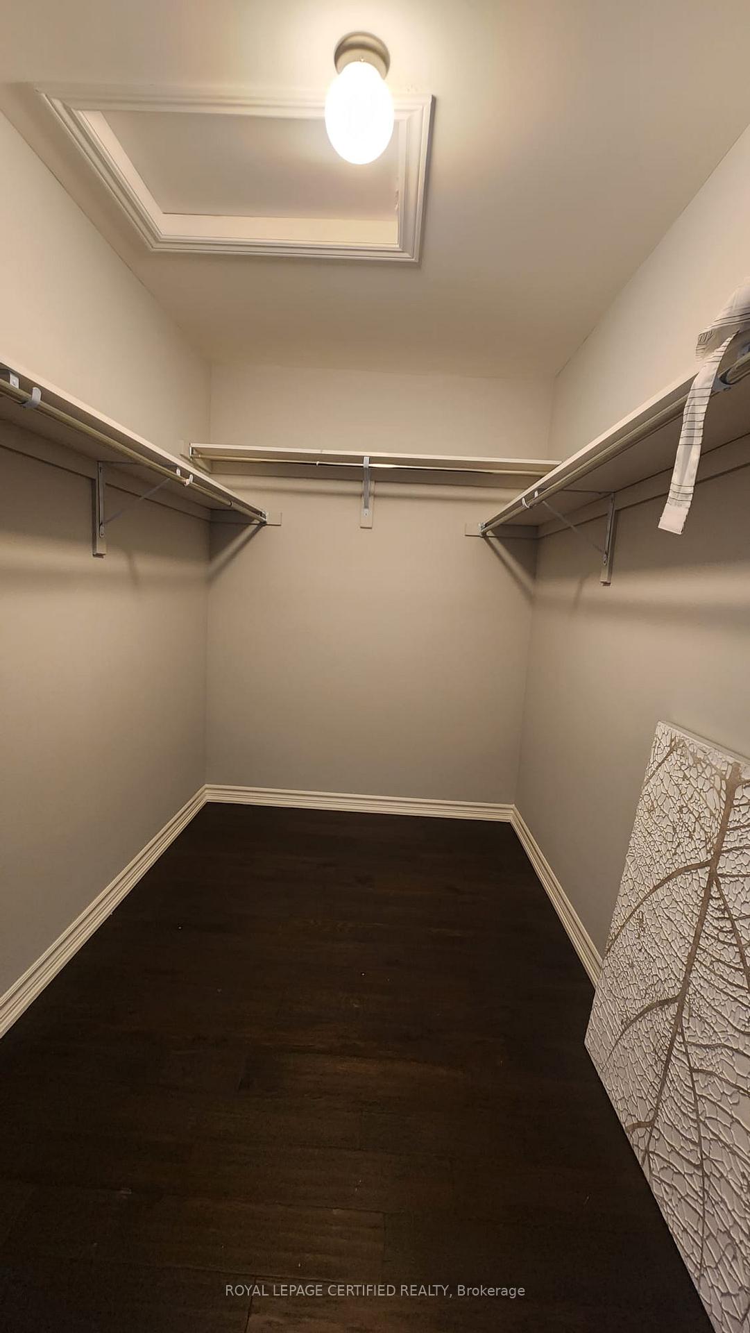 155 Rosie Street N, Blue Mountains, ON N0H 1J0