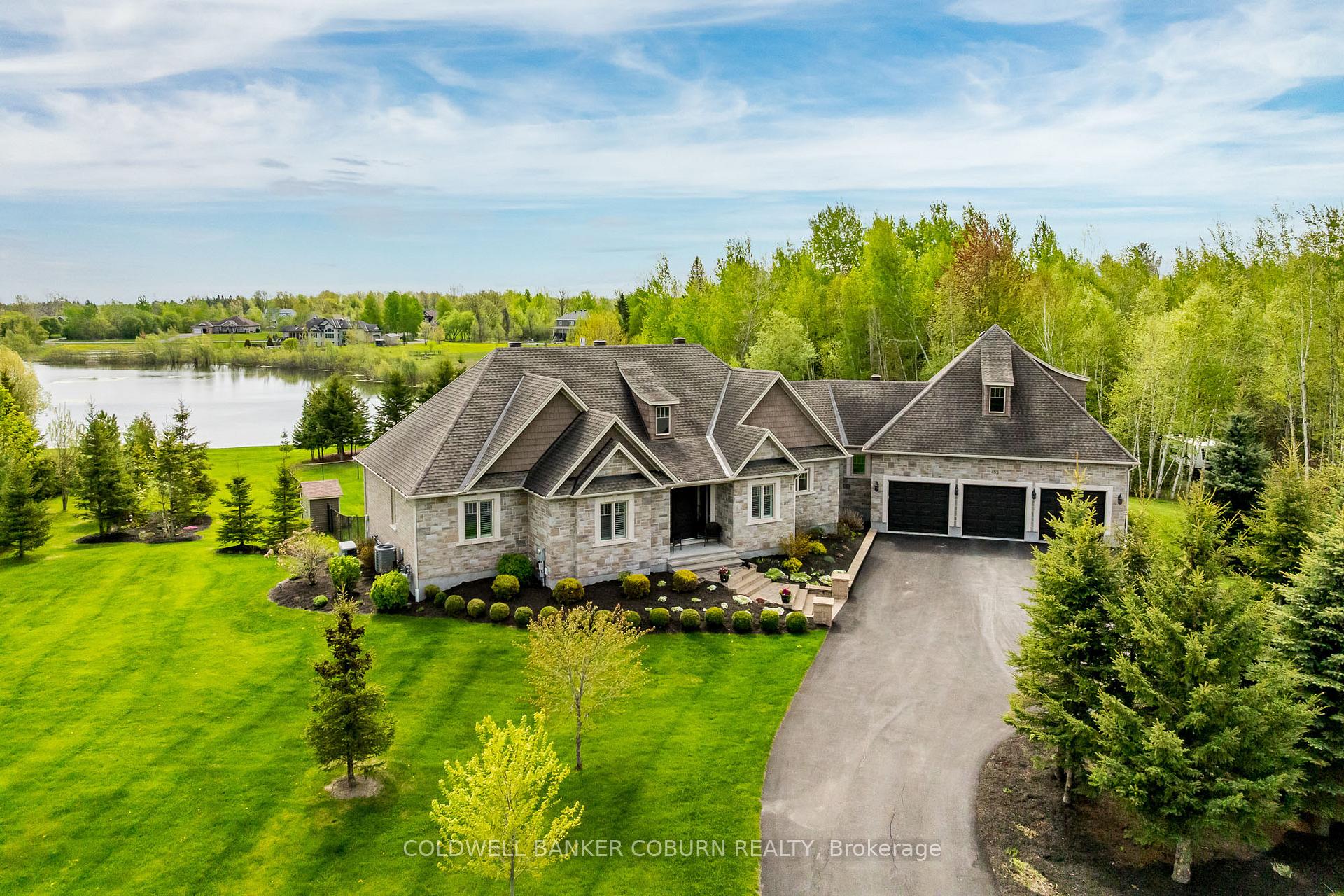 155 West Lake Circle, Carp - Huntley Ward, ON K0A 1L0