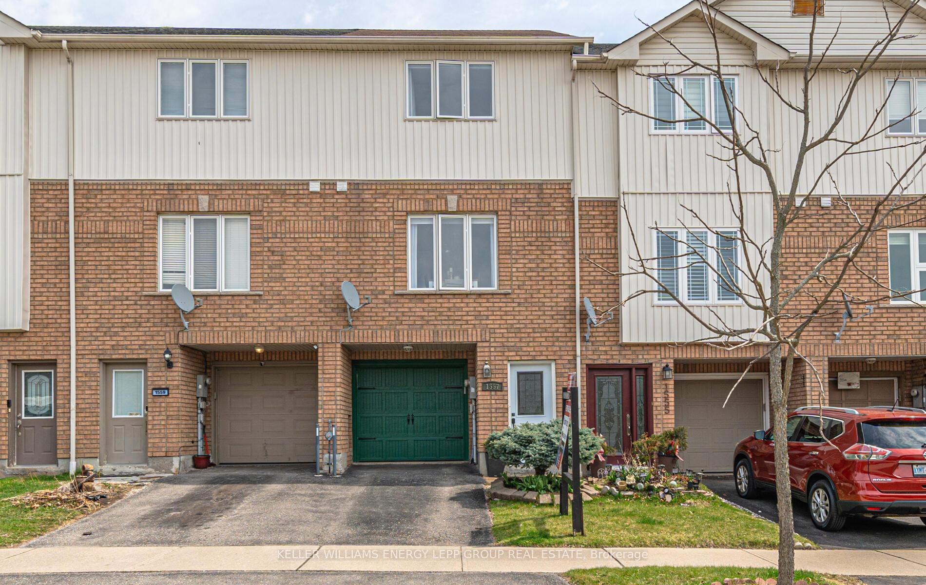 1557 Hummingbird Court, Pickering, ON L1V 7H8