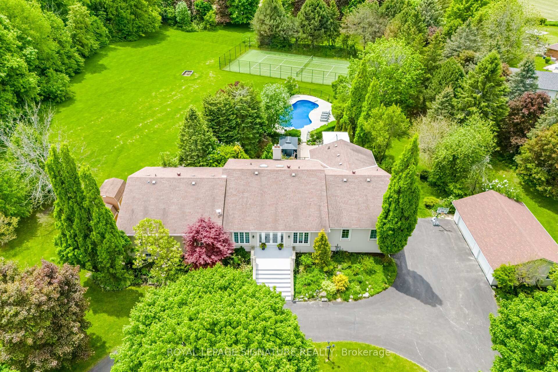 15634 Mountainview Road, Caledon, ON L7C 2V2