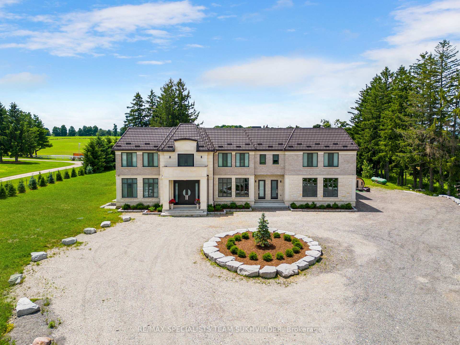 15696 Kennedy Road, Caledon, ON L7C 2G6
