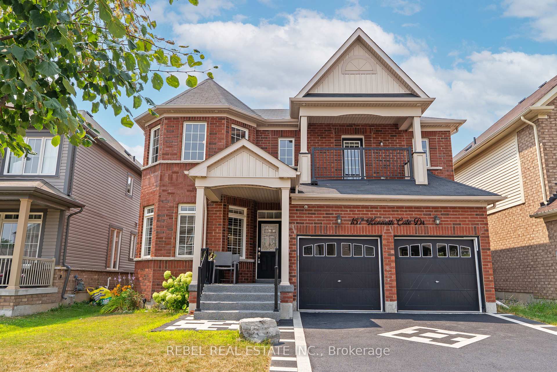 157 Kenneth Cole Drive, Clarington, ON L1C 0S8