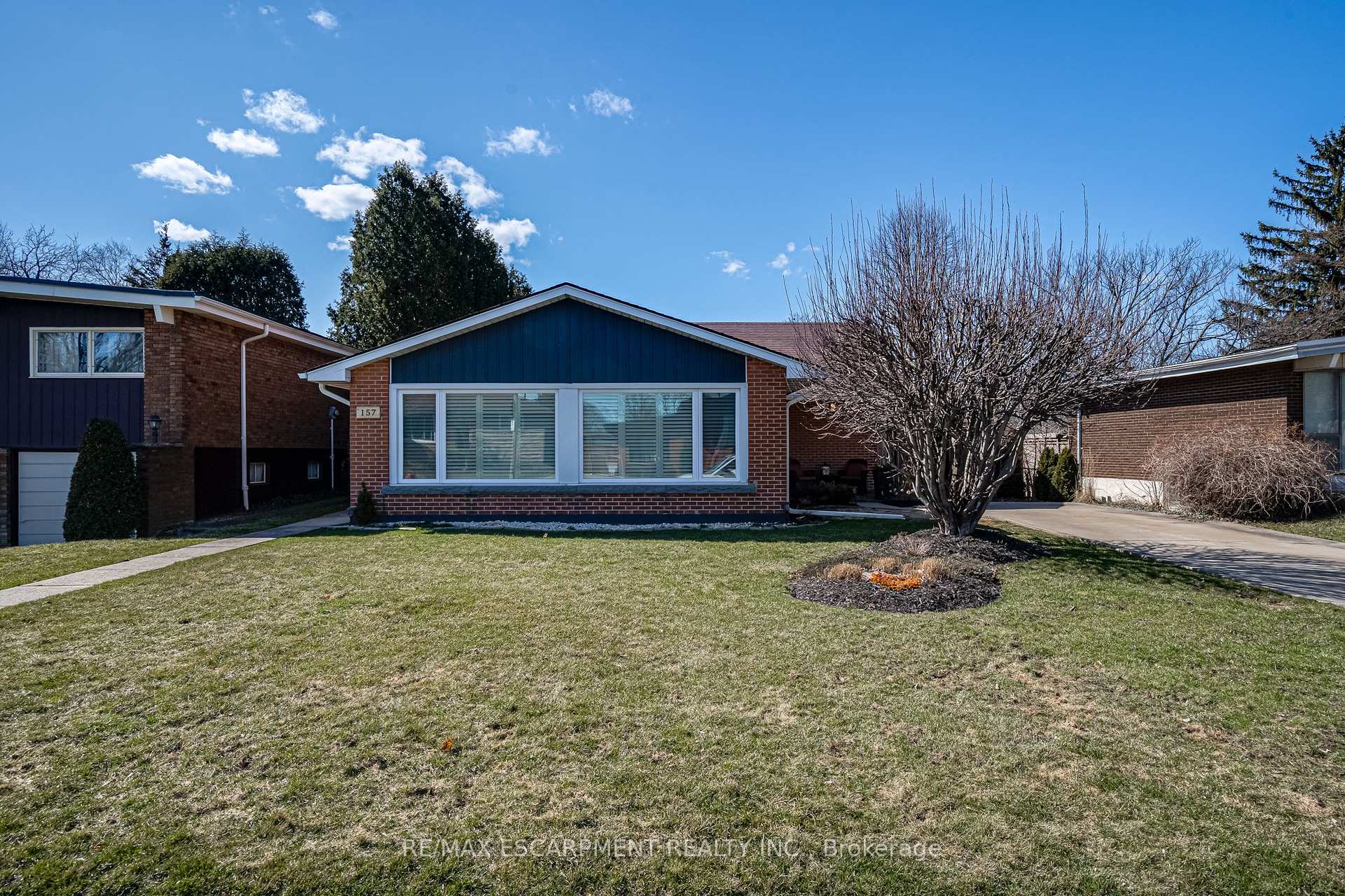 157 LAURIER Avenue, Hamilton, ON L9C 3S5