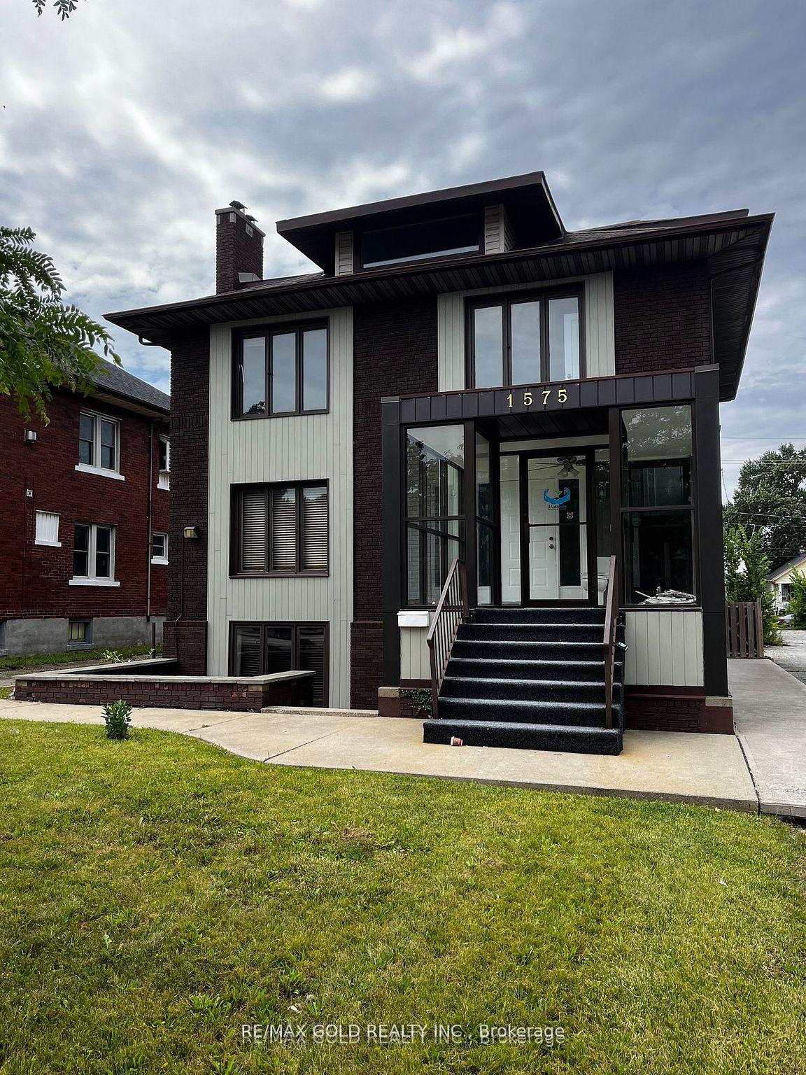 1575 Ouellette Avenue N, Windsor, ON N8X 1K5