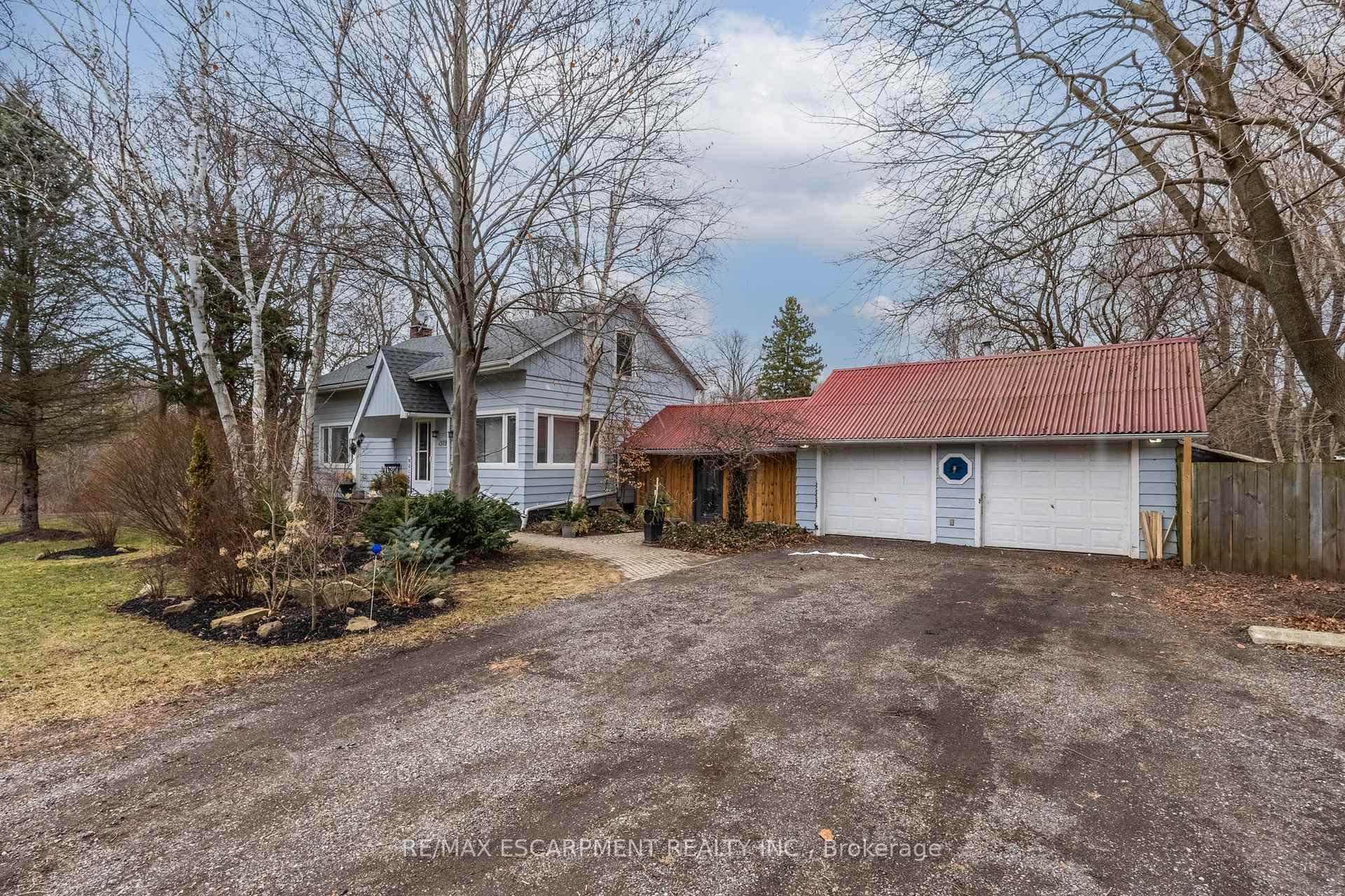 1578 Brock Road, Hamilton, ON L9H 5E4
