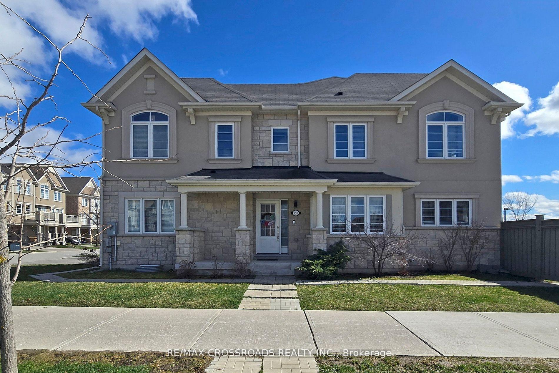 158 Thomas Phillips Drive, Aurora, ON L4G 0X8