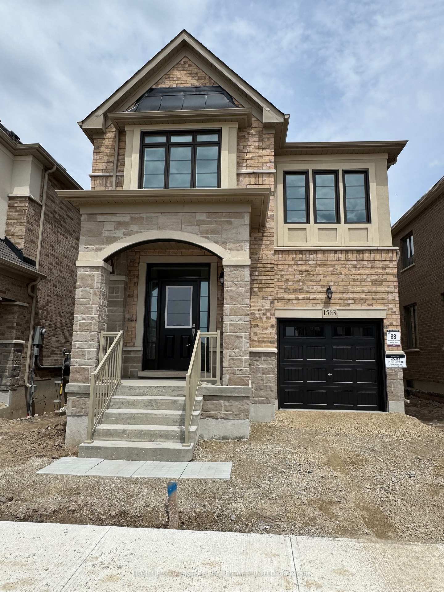 1583 Savoline Boulevard, Milton, ON L9E 2G6