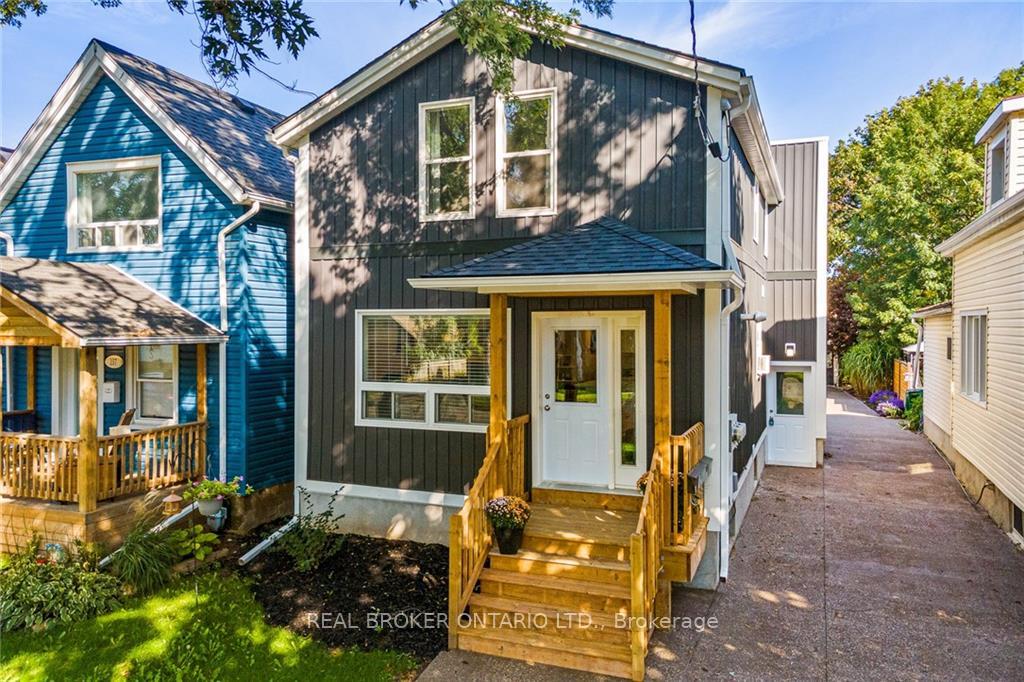 Lower - 159 Beech Street, St. Catharines, ON L2R 2C5