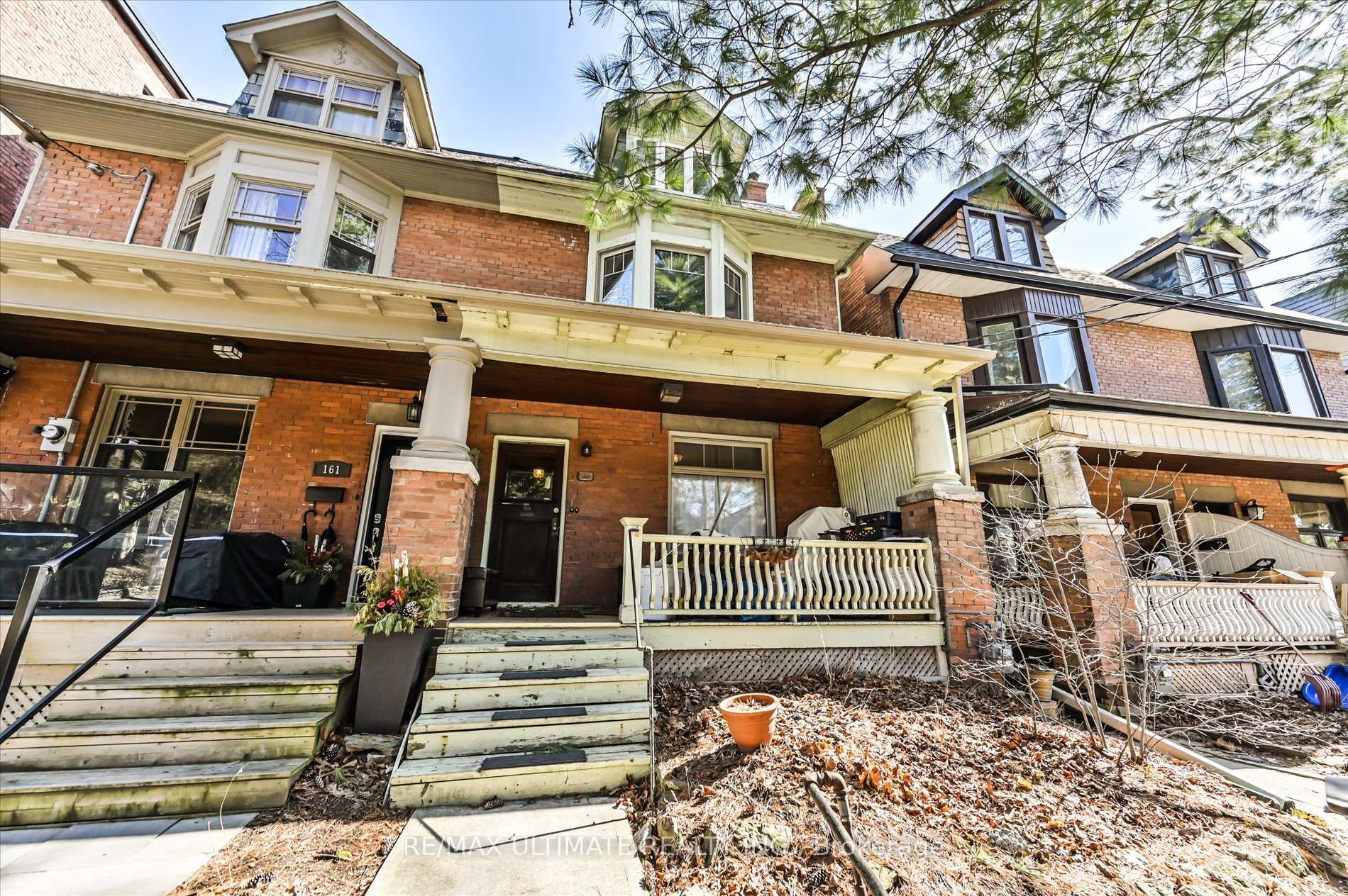 159 Glendale Avenue, Toronto, ON M6R 2T4