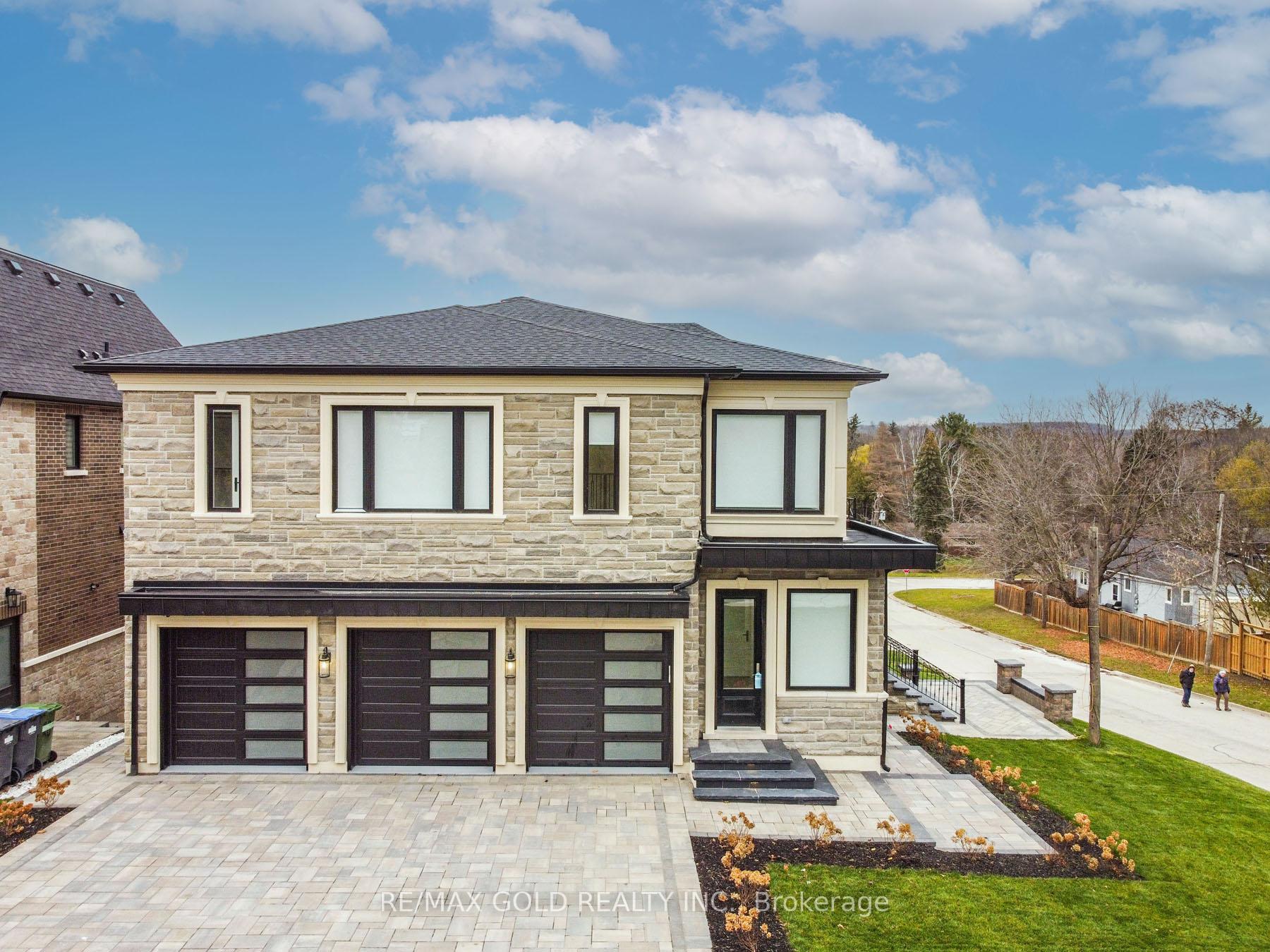 15A Marion Street, Caledon, ON L7C 1K8