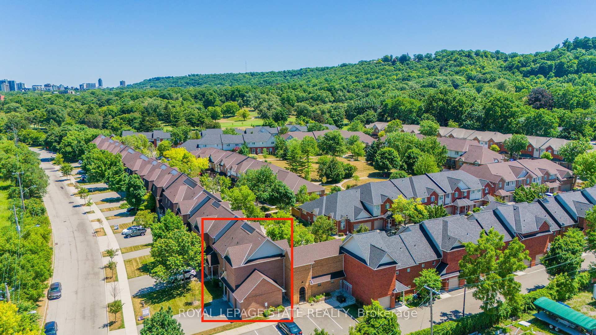 16 - 100 Beddoe Drive, Hamilton, ON L8P 4Z2