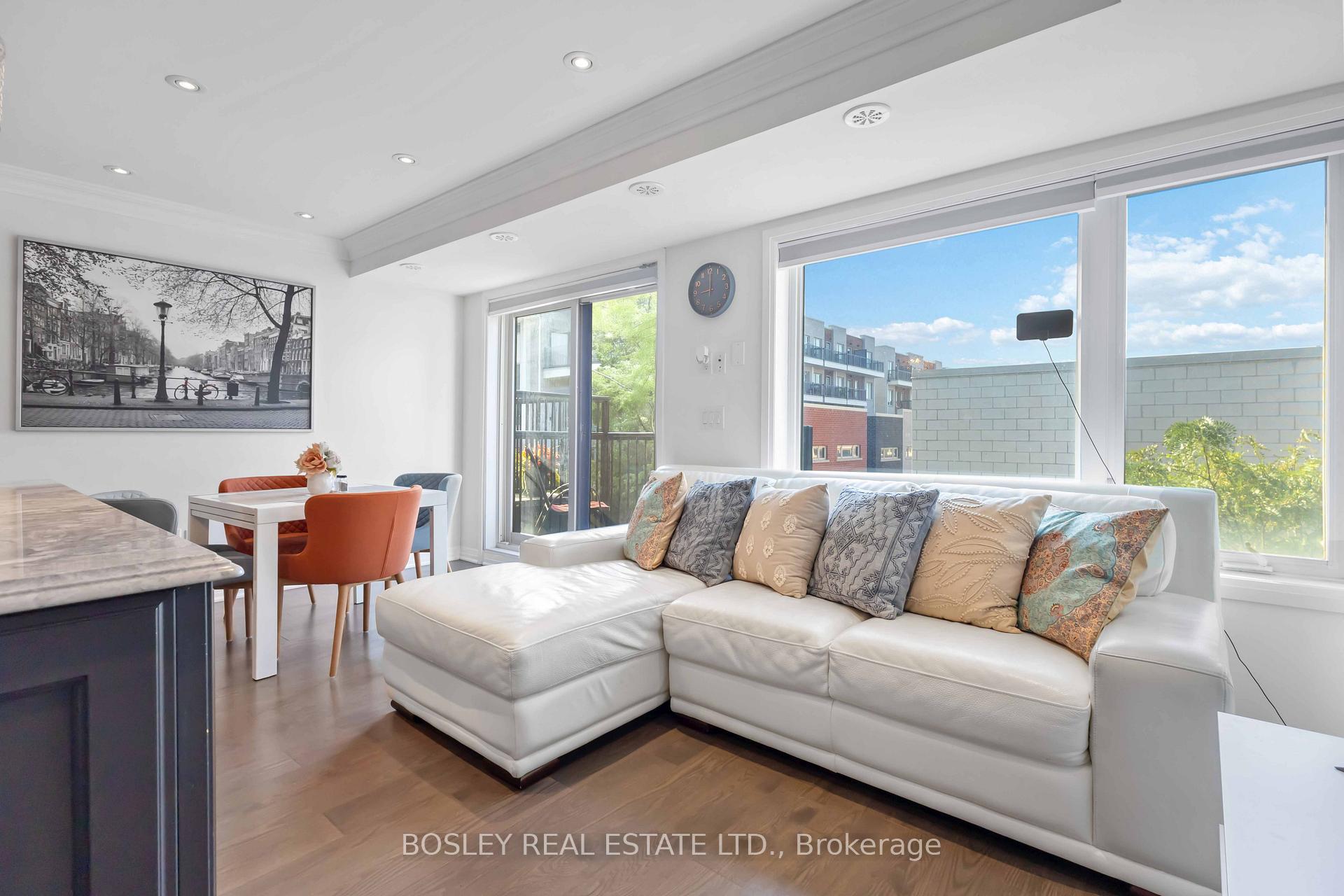 16 - 142 William Duncan Road, Toronto, ON M3K 0C1