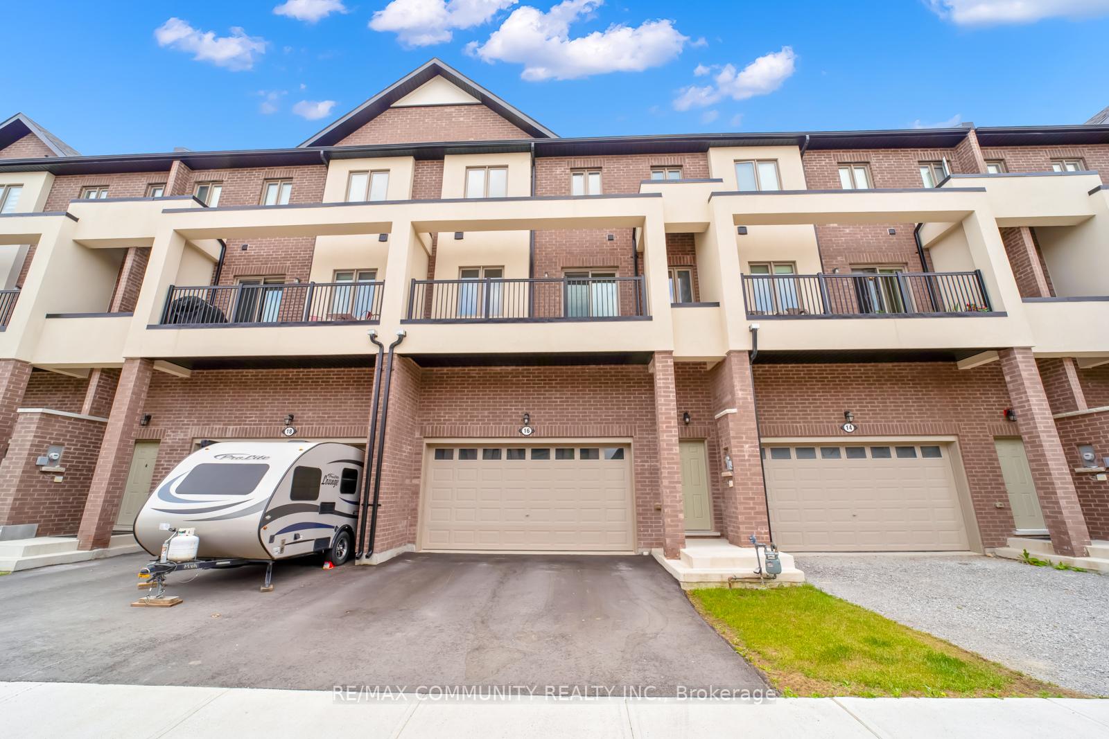 16 Alan Williams Trail, Uxbridge, ON L9P 0R5