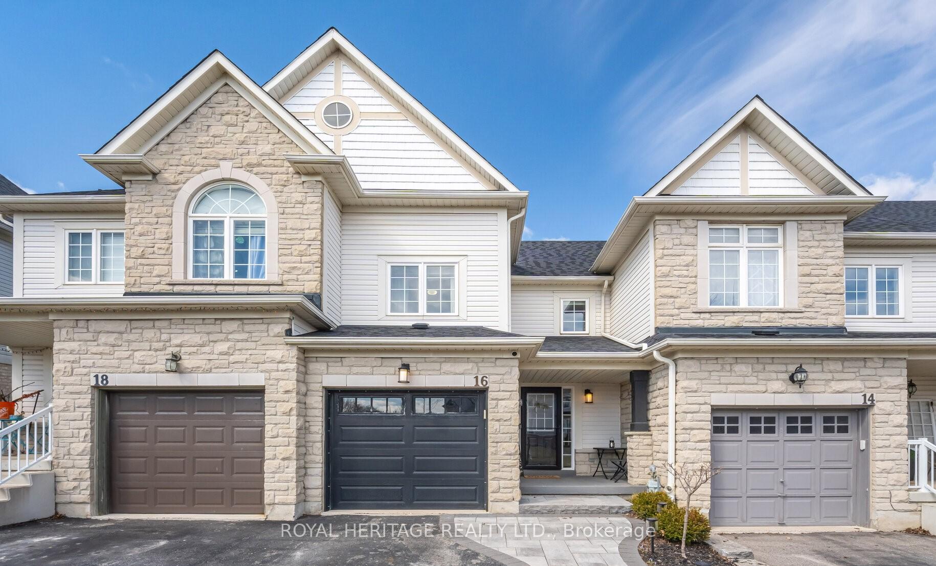 16 Dodds Square, Clarington, ON L1C 5N1