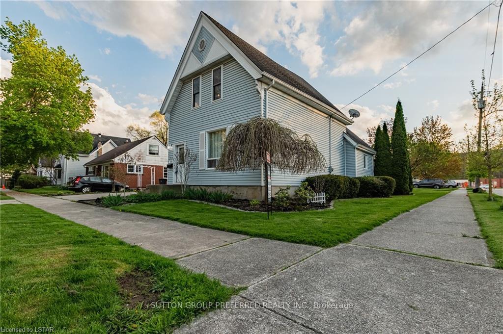16 EDITH Street, London North, ON N6H 2E8