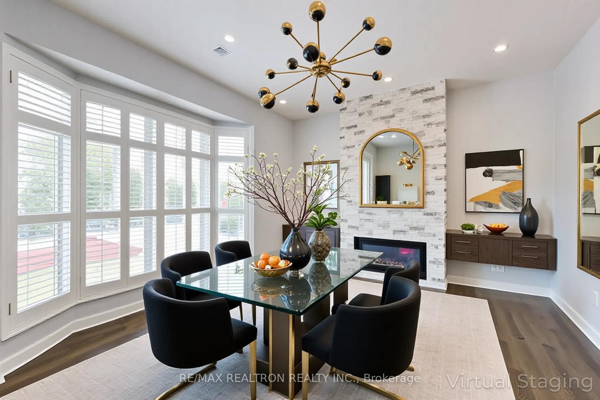 16 Hove Street, Toronto, ON M3H 4Y7