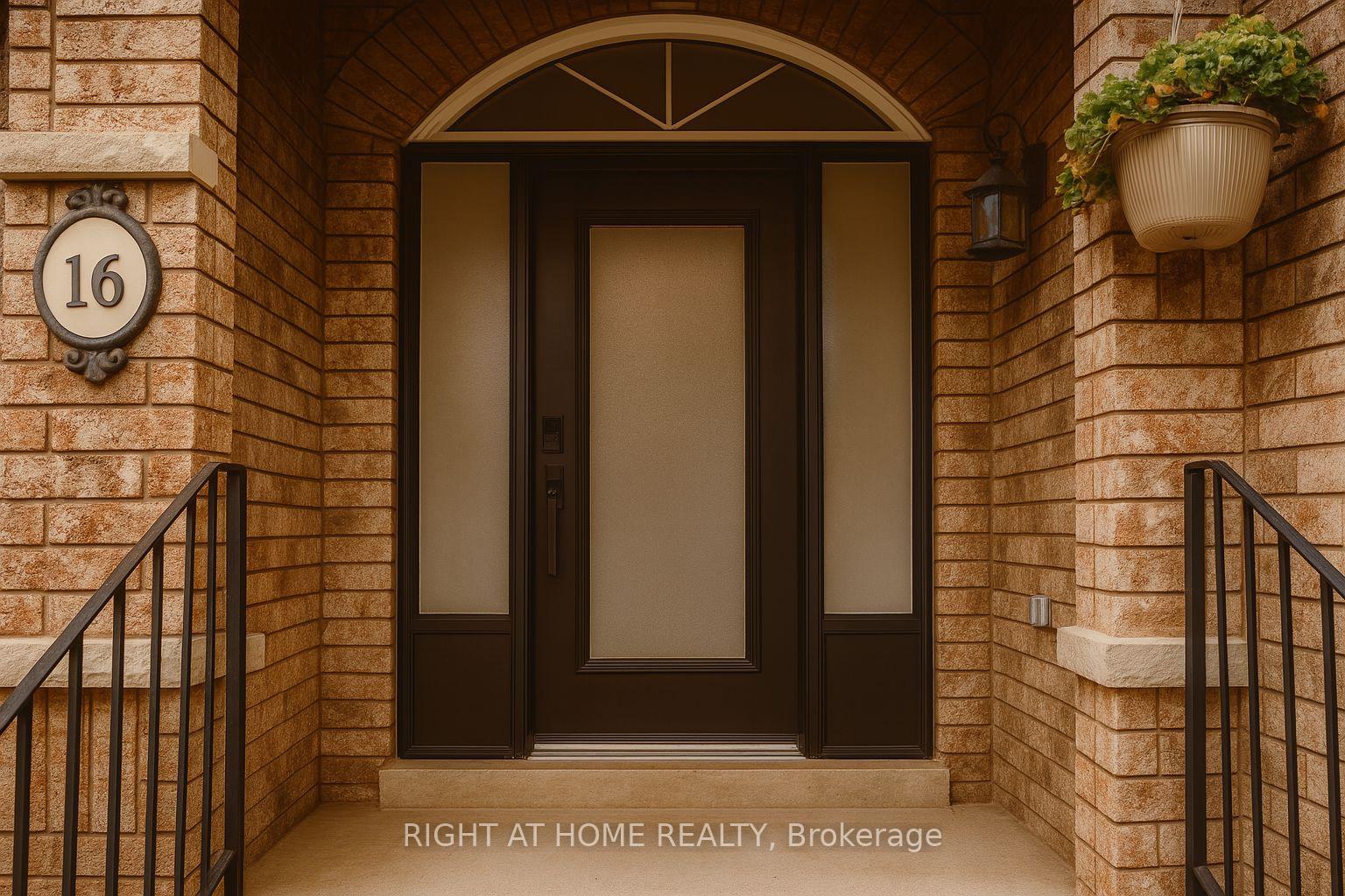 16 Imperial Crown Lane, Barrie, ON L4N 0T4