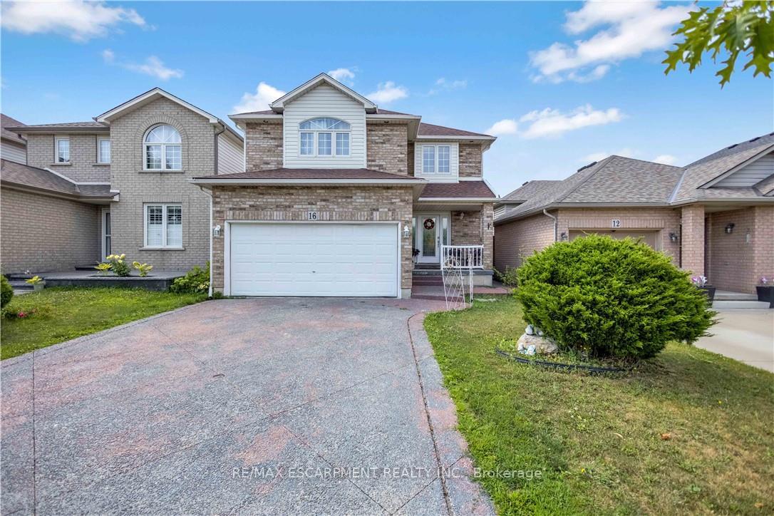 16 JESSICA Street, Hamilton, ON L8W 4A3