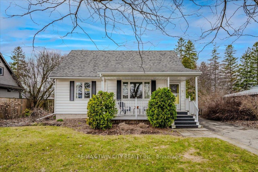 16 Northalaton Street, Brant, ON N3R 2B4