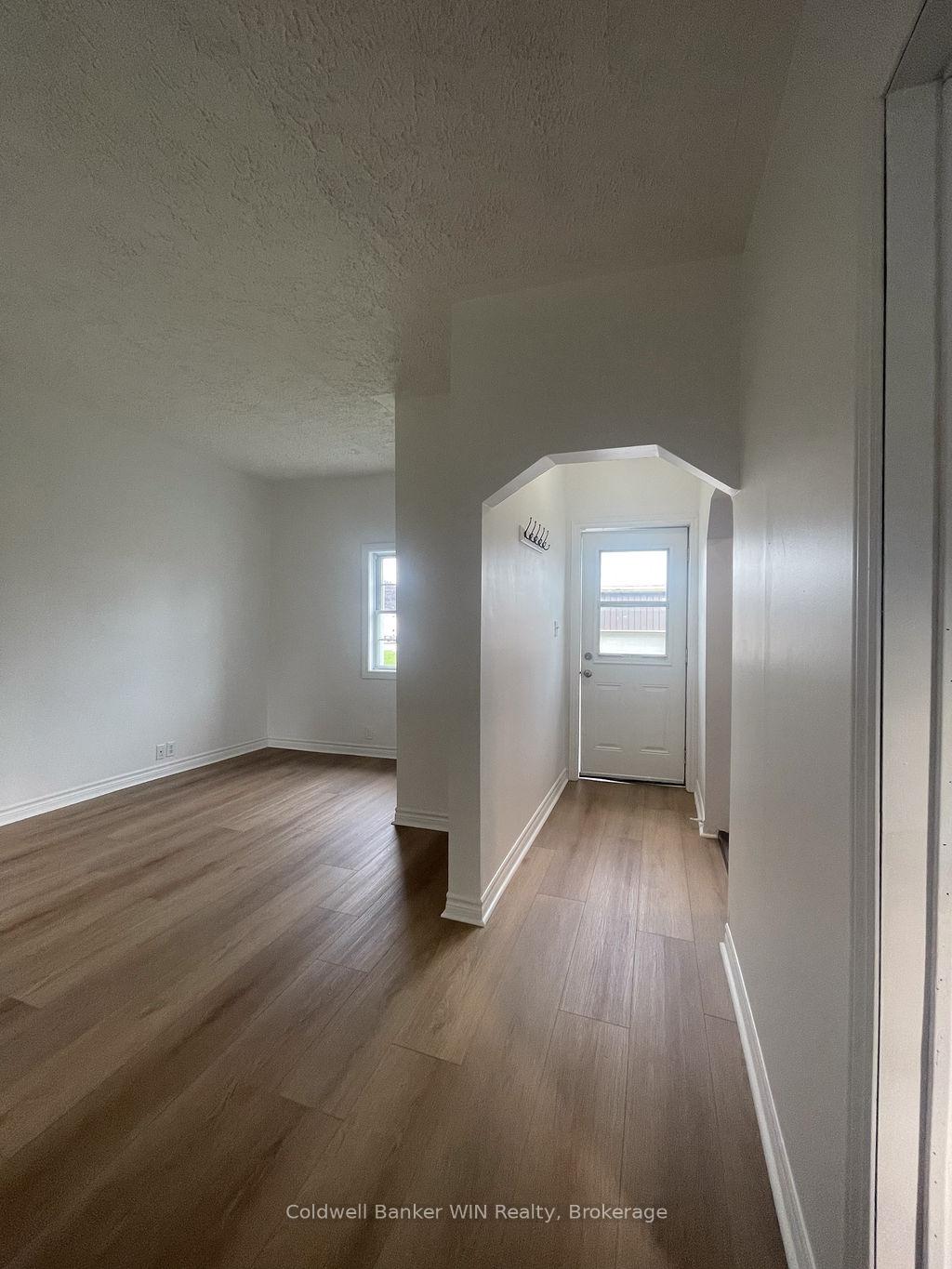 2 - 16 Queen Street N, Minto, ON N0G 1Z0