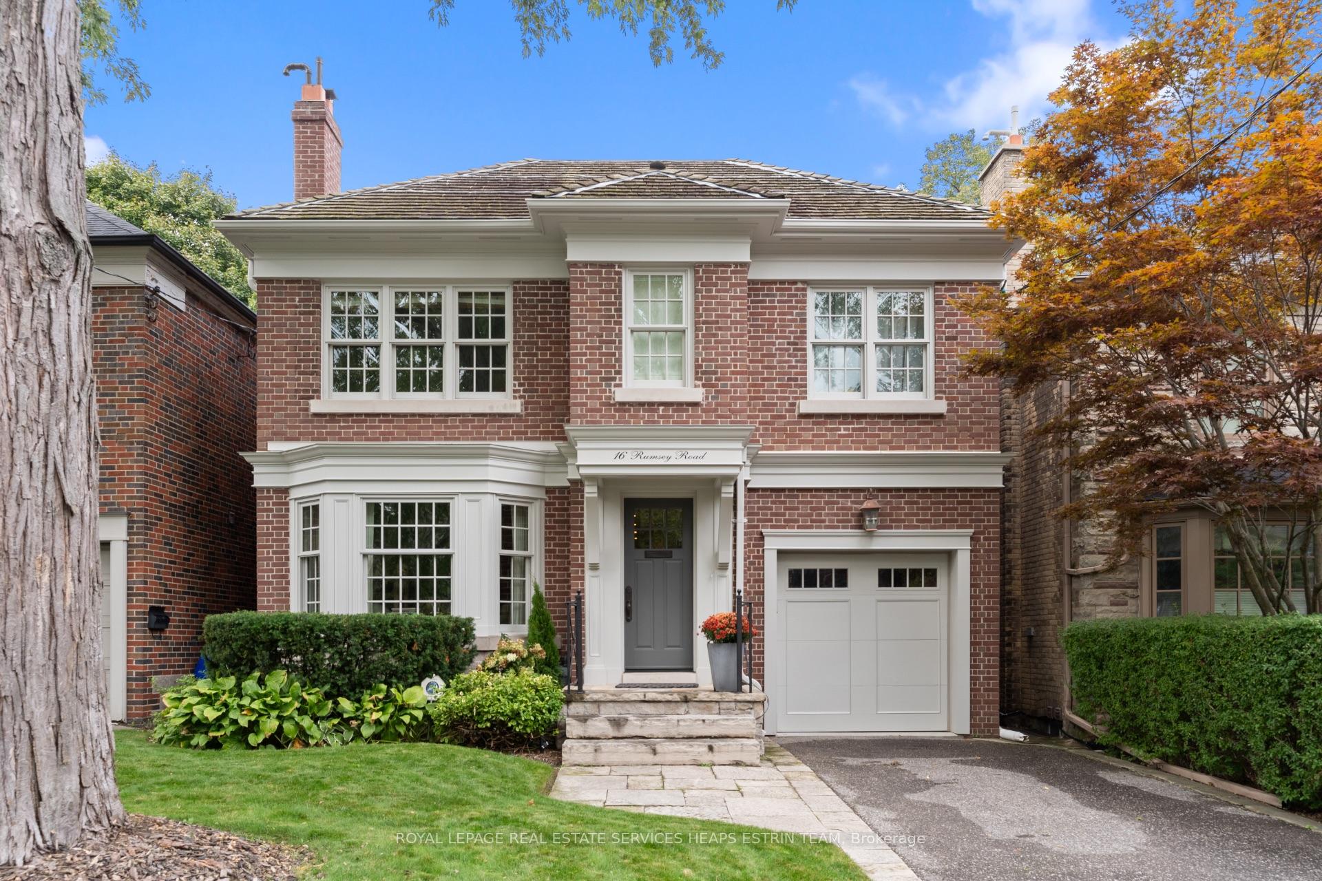 16 Rumsey Road, Toronto, ON M4G 1N6