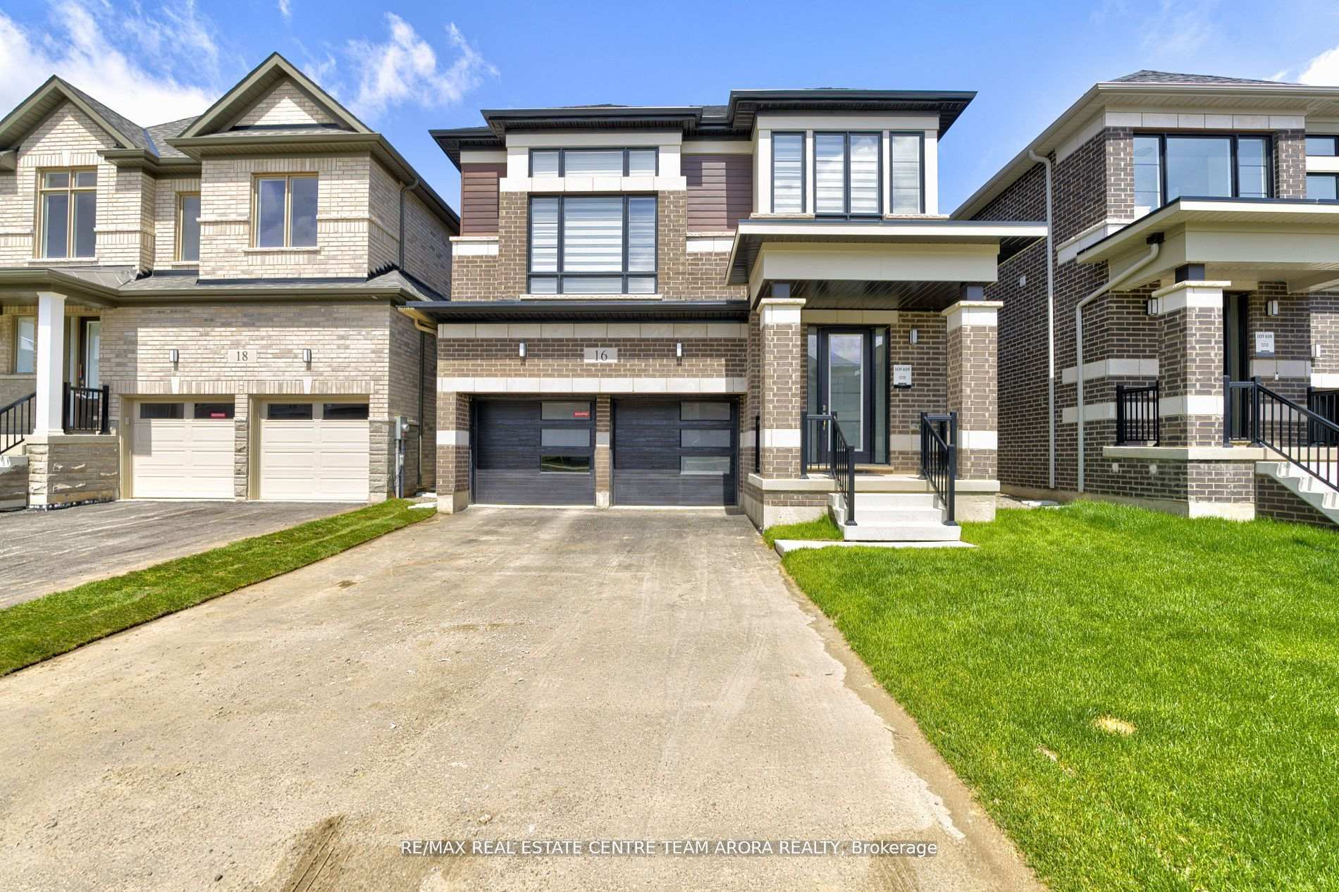 16 Tyler Avenue, Erin, ON N0B 1T0