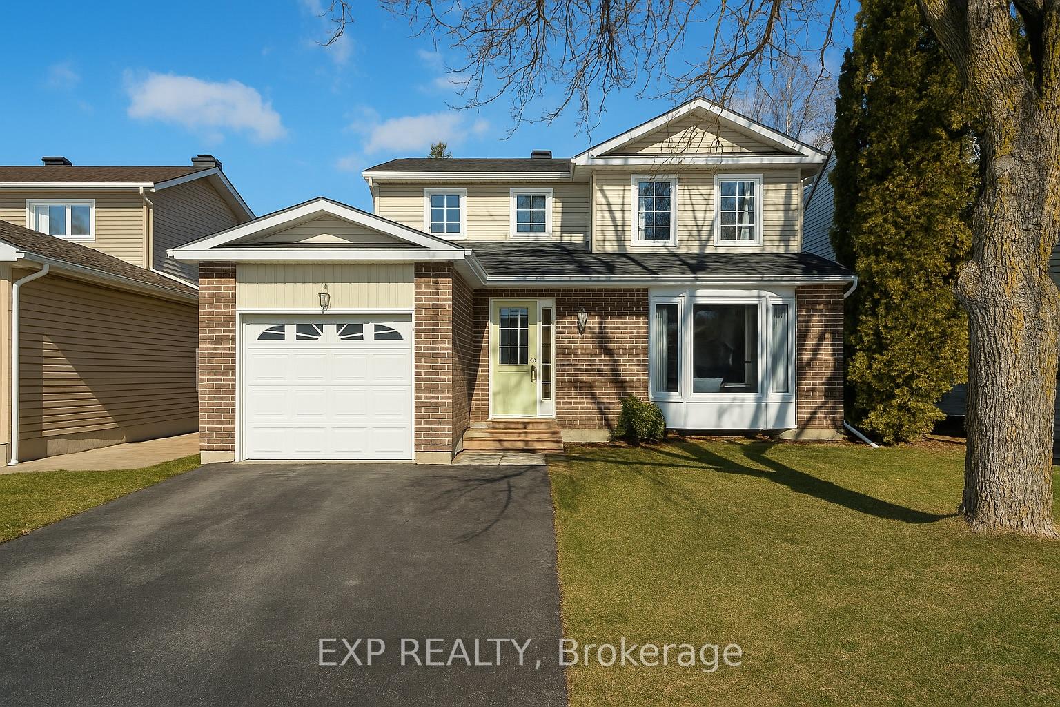 16 Weybridge Drive, Barrhaven, ON K2J 2X2