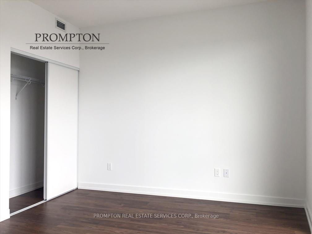 1602 - 117 Mcmahon Drive, Toronto, ON M2K 0E4