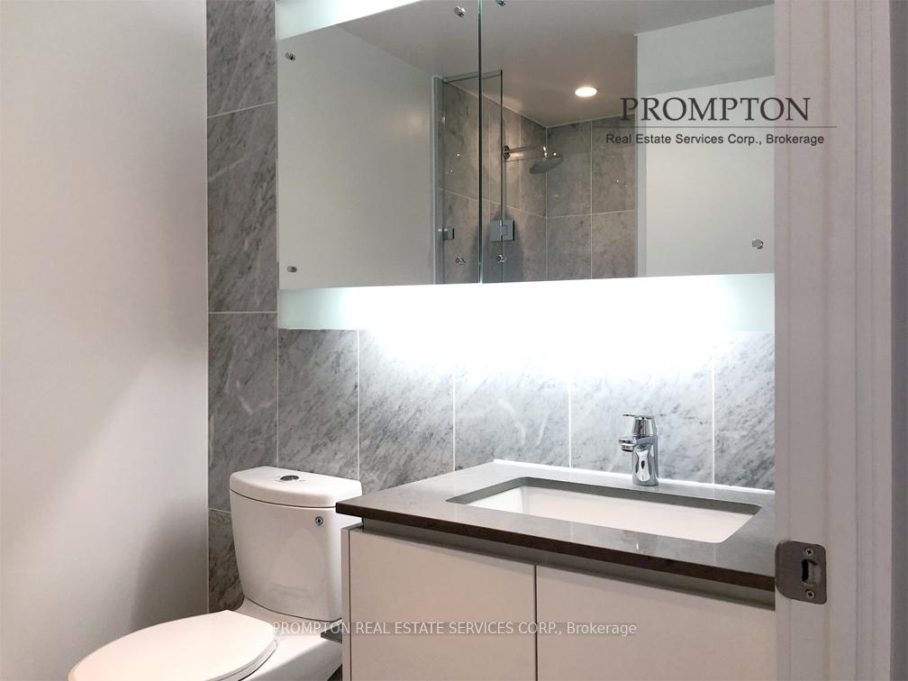 1602 - 117 Mcmahon Drive, Toronto, ON M2K 0E4