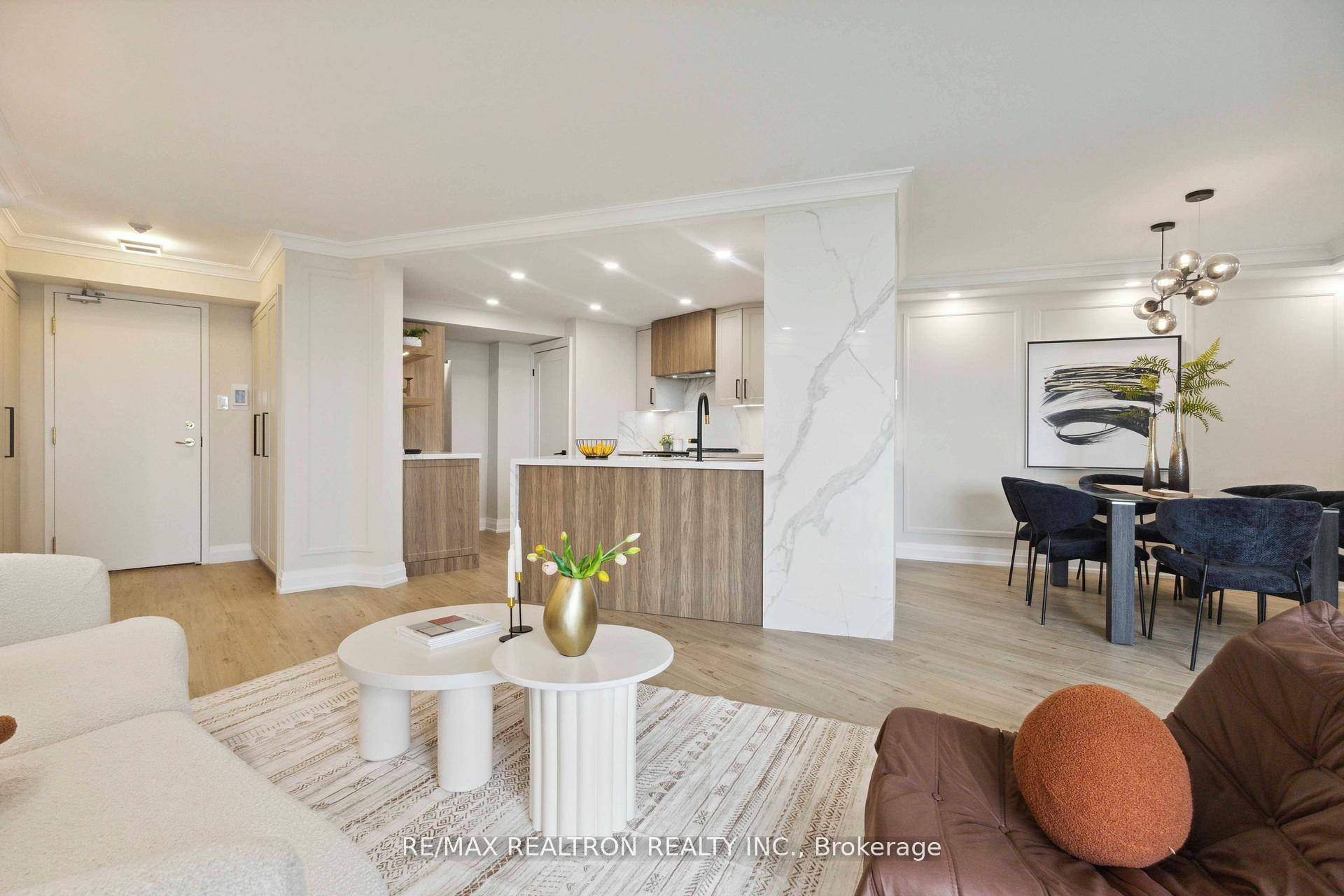 1604 - 7250 Yonge Street, Vaughan, ON L4J 7X1