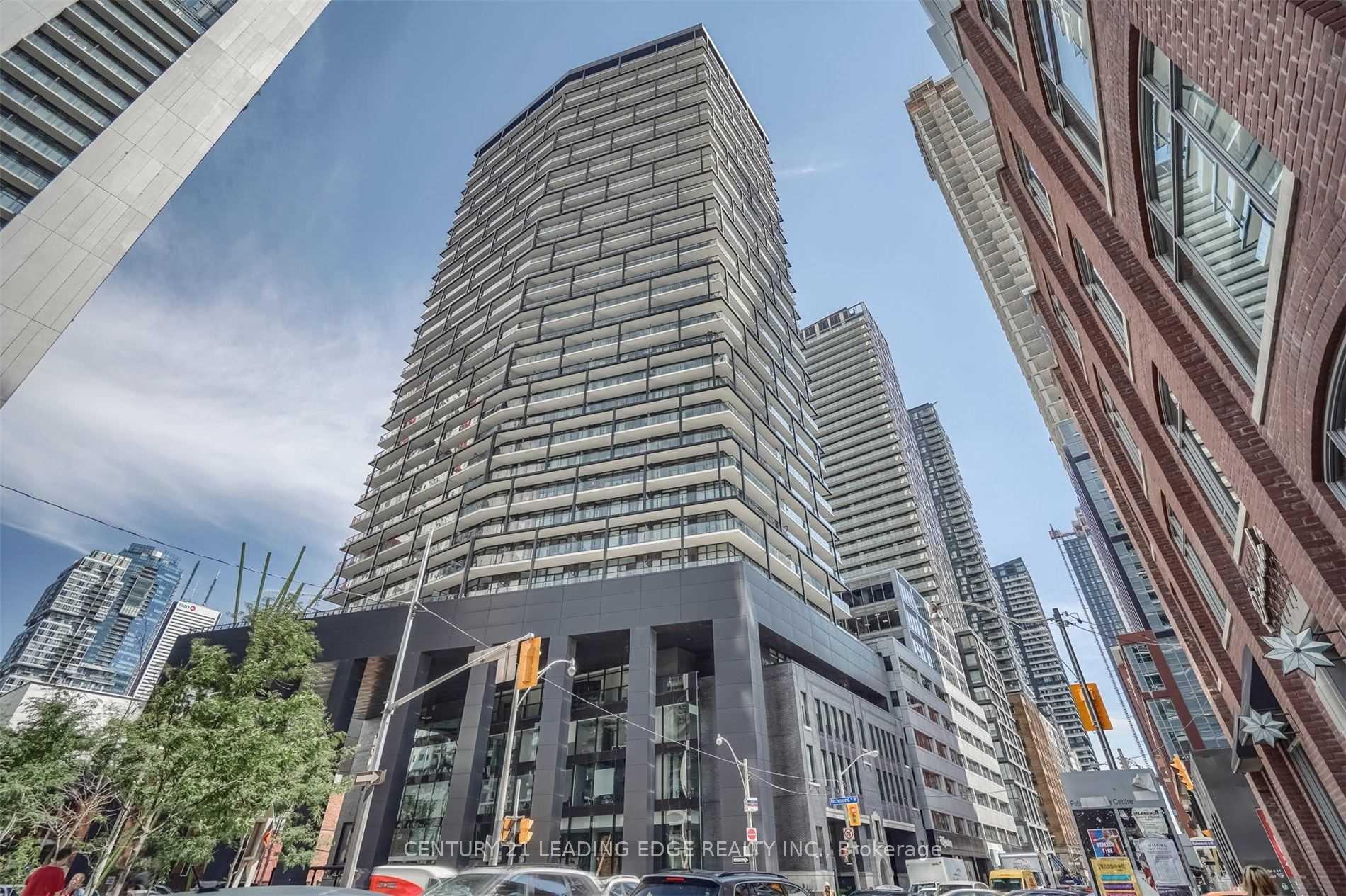 1606 - 125 PETER Street, Toronto, ON M5V 0M2