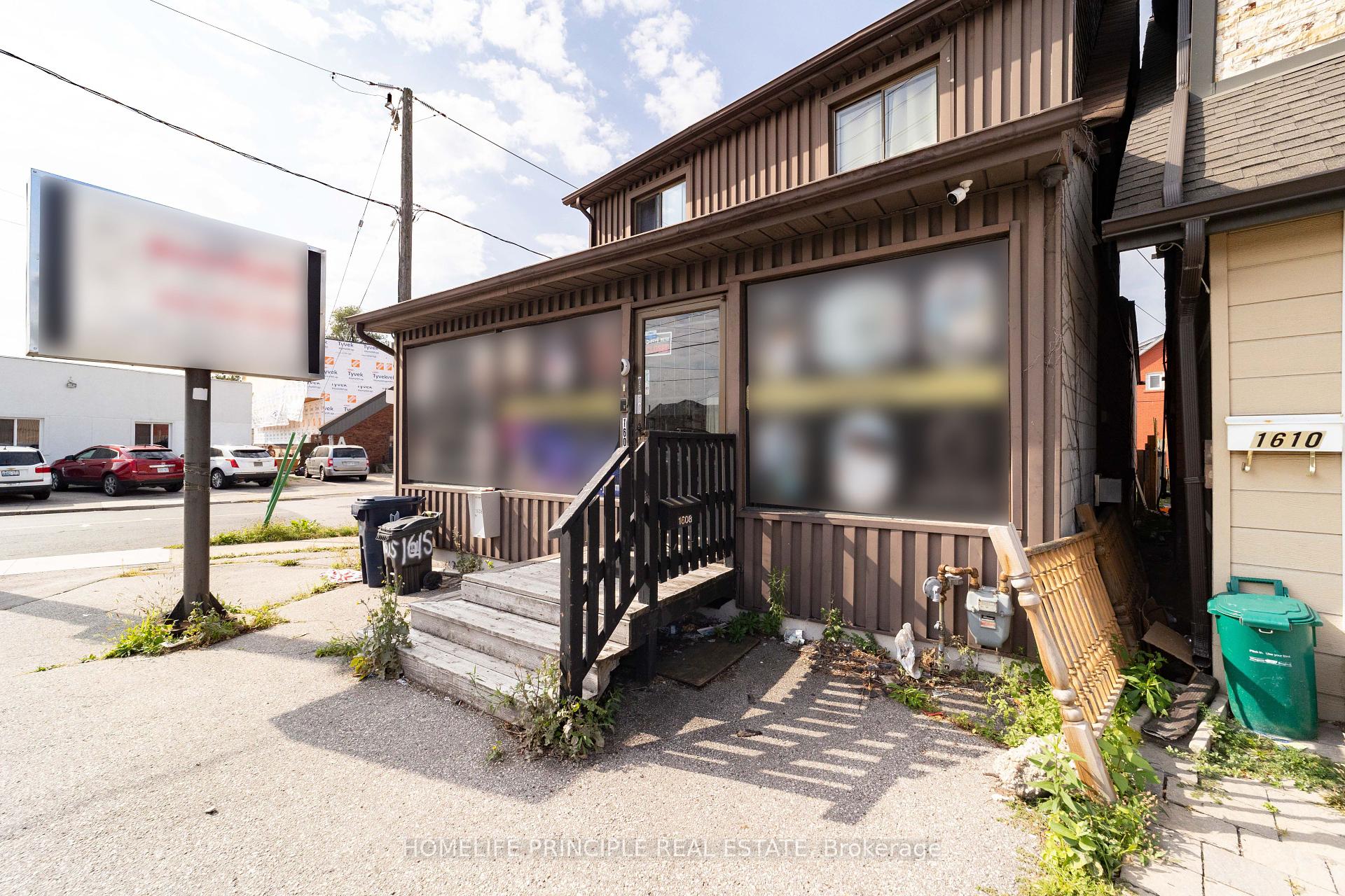 1608 Weston Road, Toronto, ON M9N 1T9