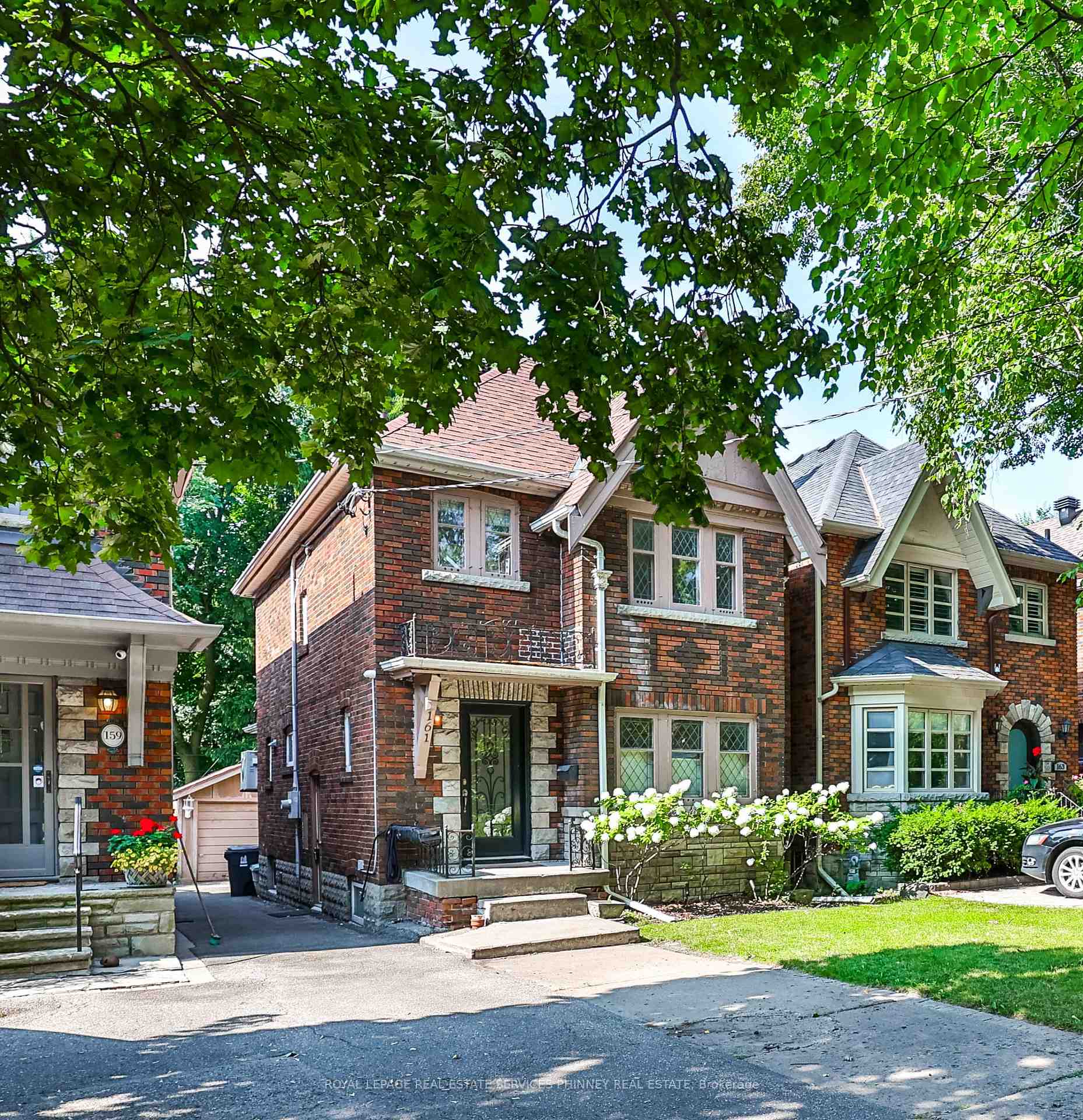 161 Chaplin Crescent, Toronto, ON M5P 1B1