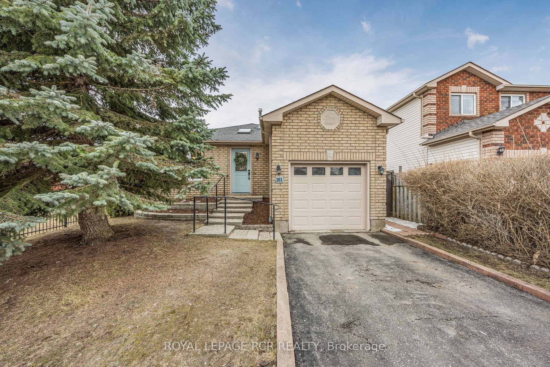 161 Wessenger Drive, Barrie, ON L4N 8N9