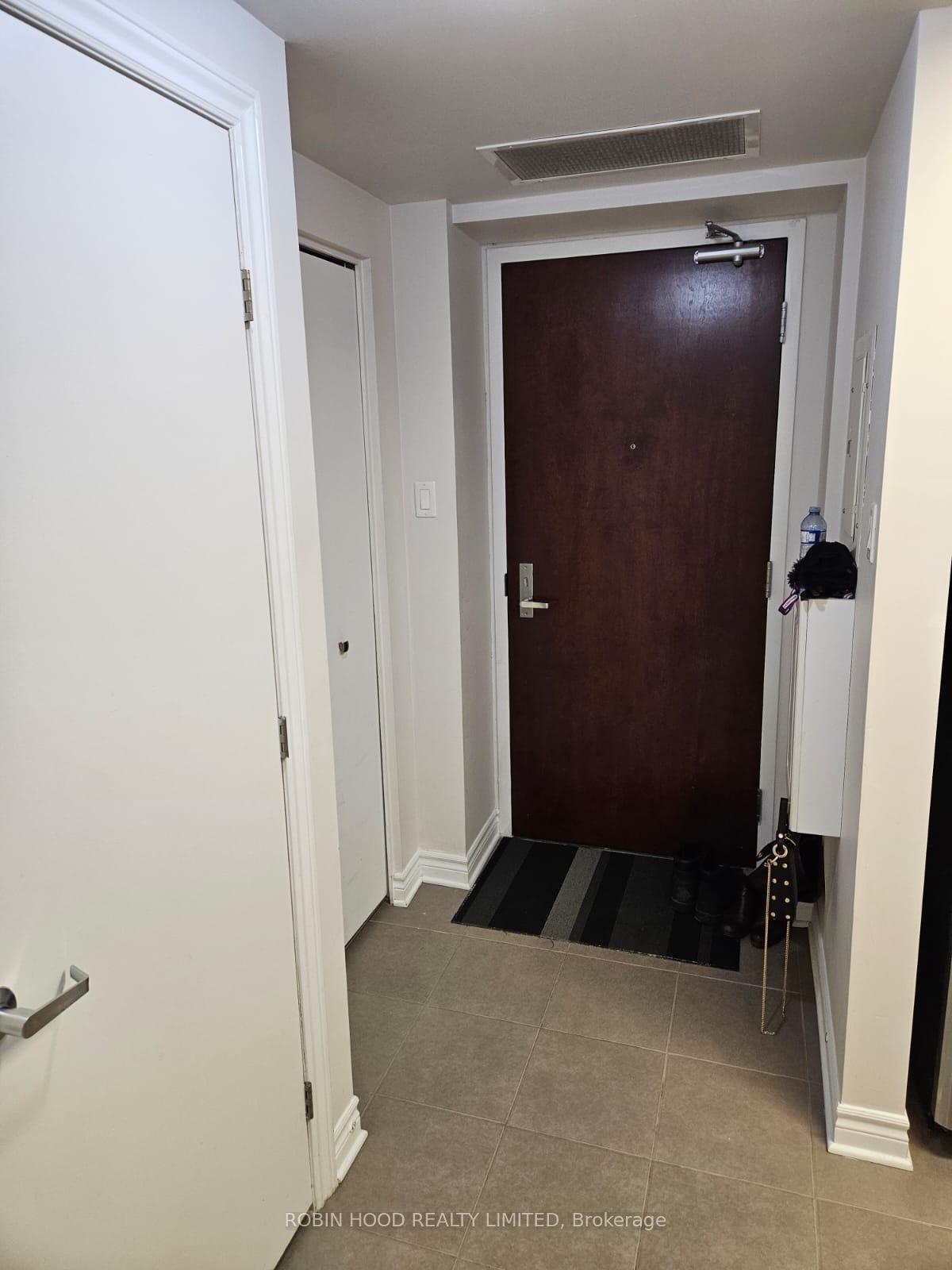 1610 - 200 Rideau Street, Lower Town - Sandy Hill, ON K1N 5Y1