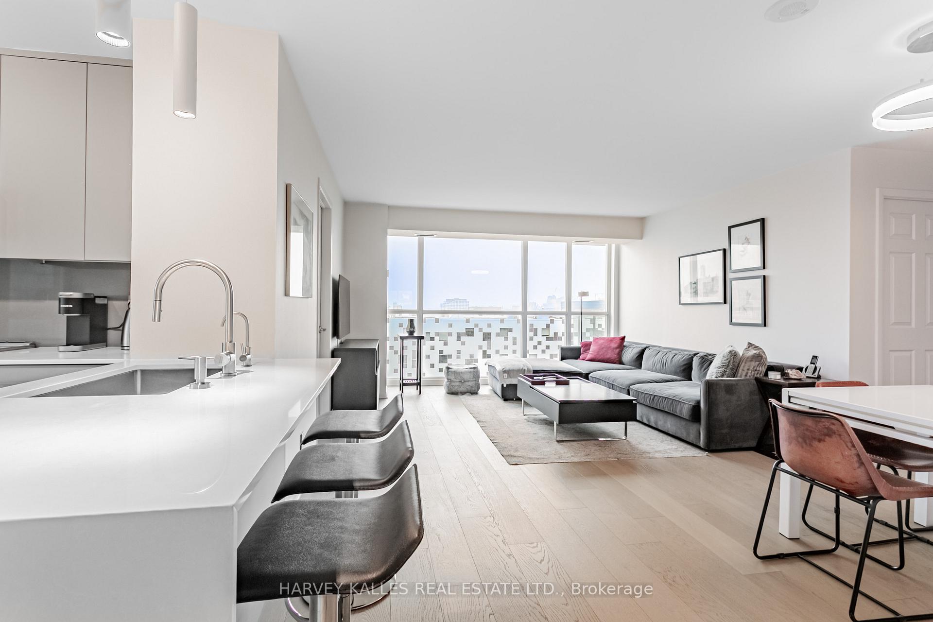 1610 - 96 St Patrick Street, Toronto, ON M5T 1V2