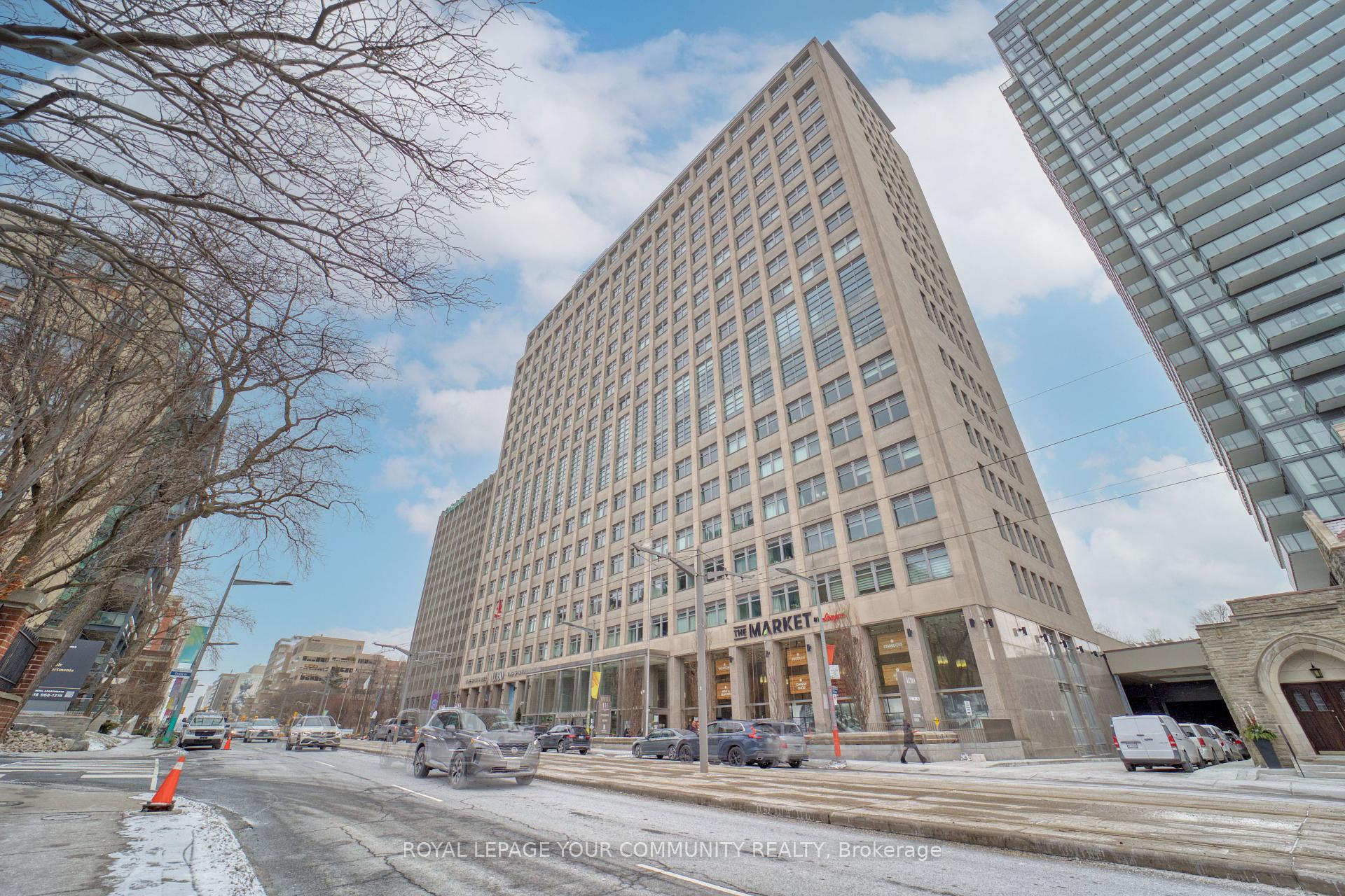 1618 - 111 St Clair Avenue W, Toronto, ON M4V 1W5