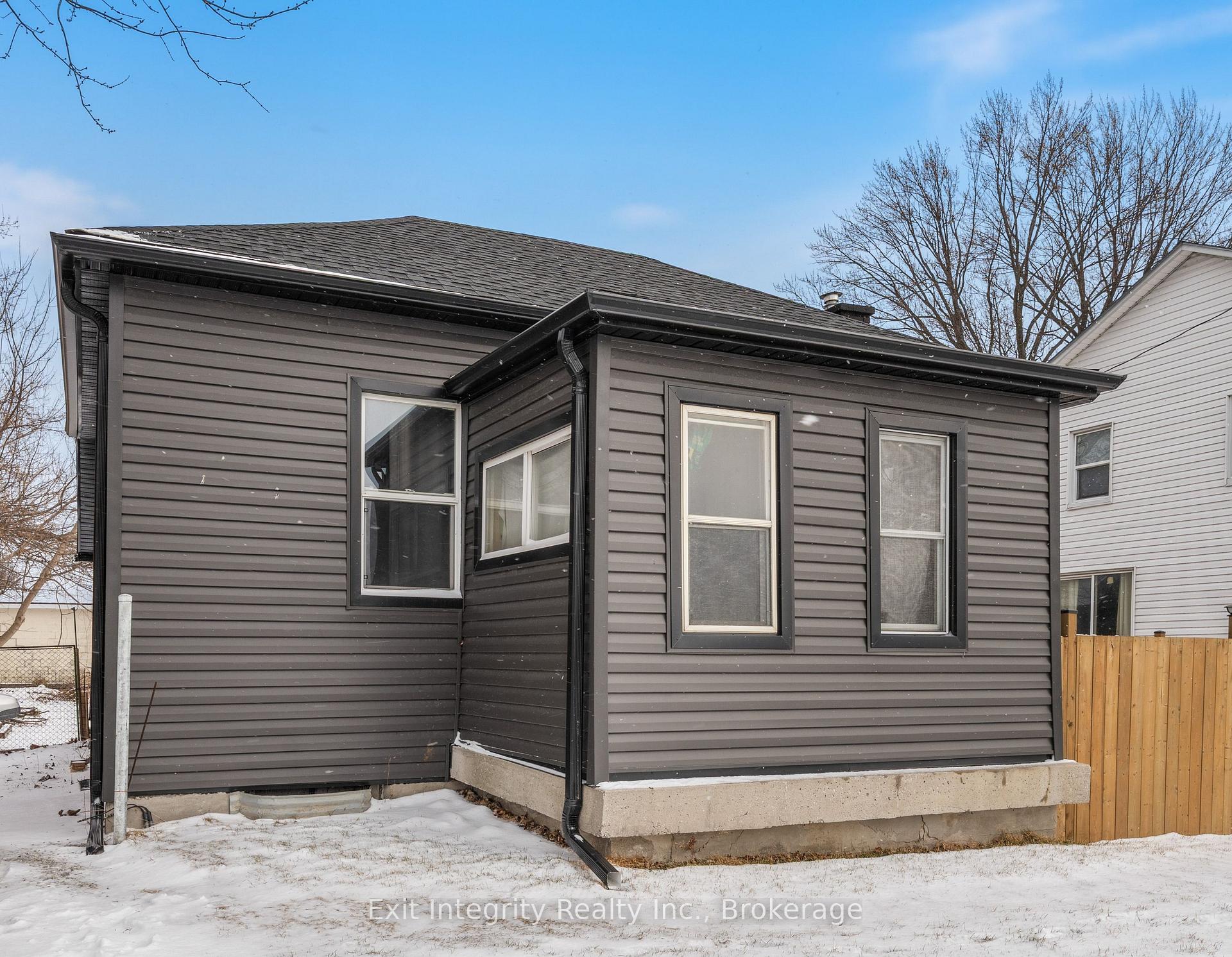 Sarnia Real Estate MLS® Listings & Houses For Sale