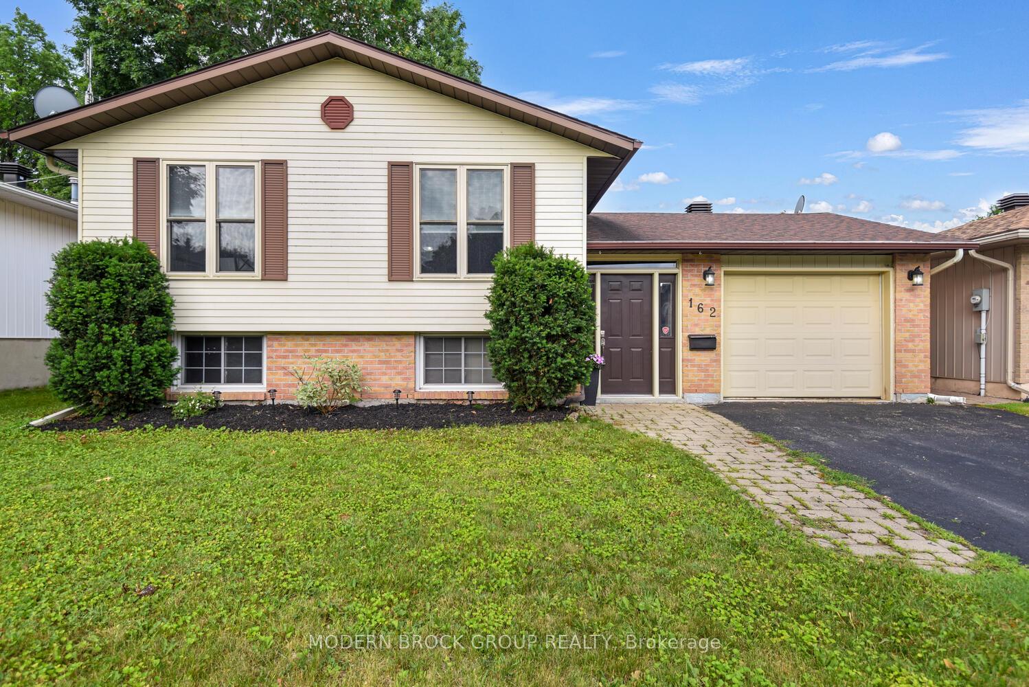 Brockville Real Estate MLS® Listings & Houses For Sale