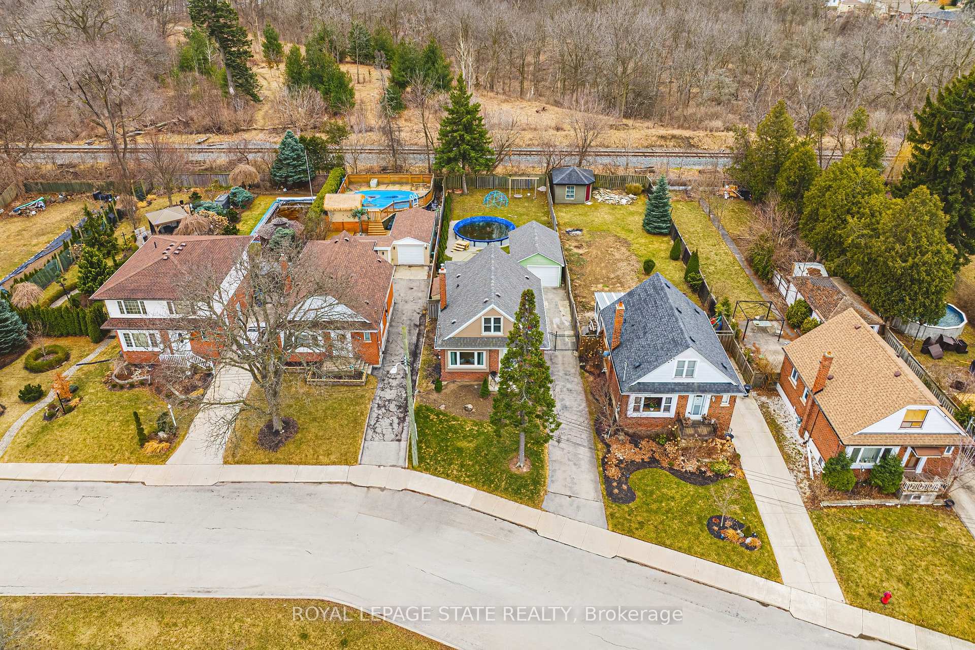162 Hixon Road, Hamilton, ON L8K 2C4