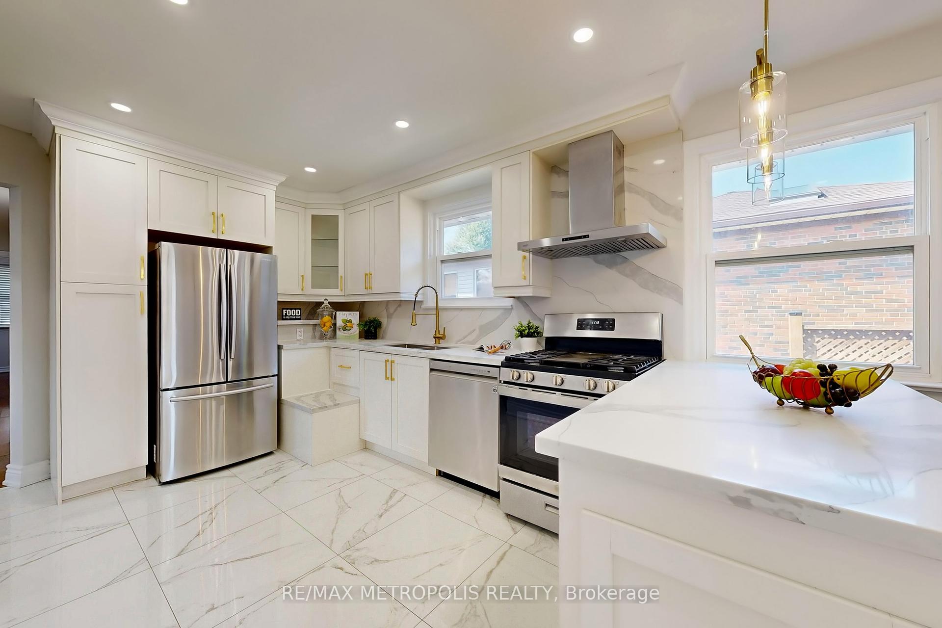 162 Lord Roberts Drive, Toronto, ON M1K 3W9 - GTA-Homes