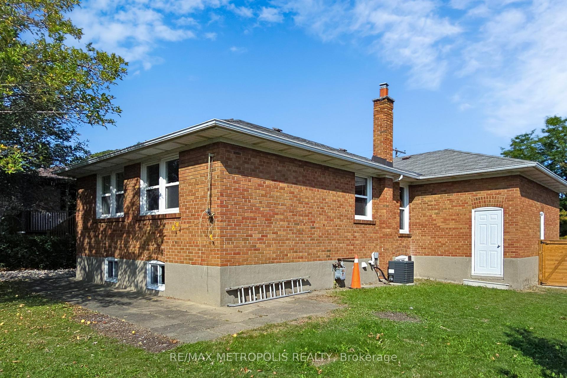 162 Lord Roberts Drive, Toronto, ON M1K 3W9 - GTA-Homes