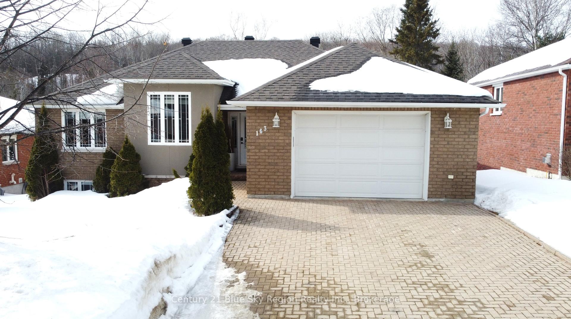 North Bay Real Estate MLS® Listings & Houses For Sale