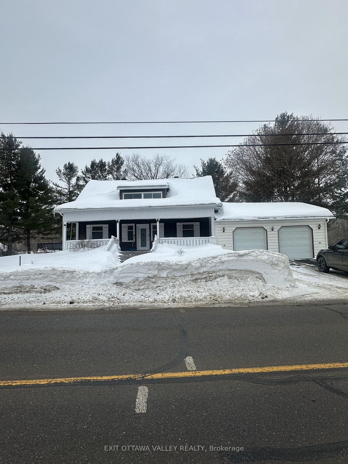 1645 Beachburg Road, Whitewater Region, ON K0J 1C0
