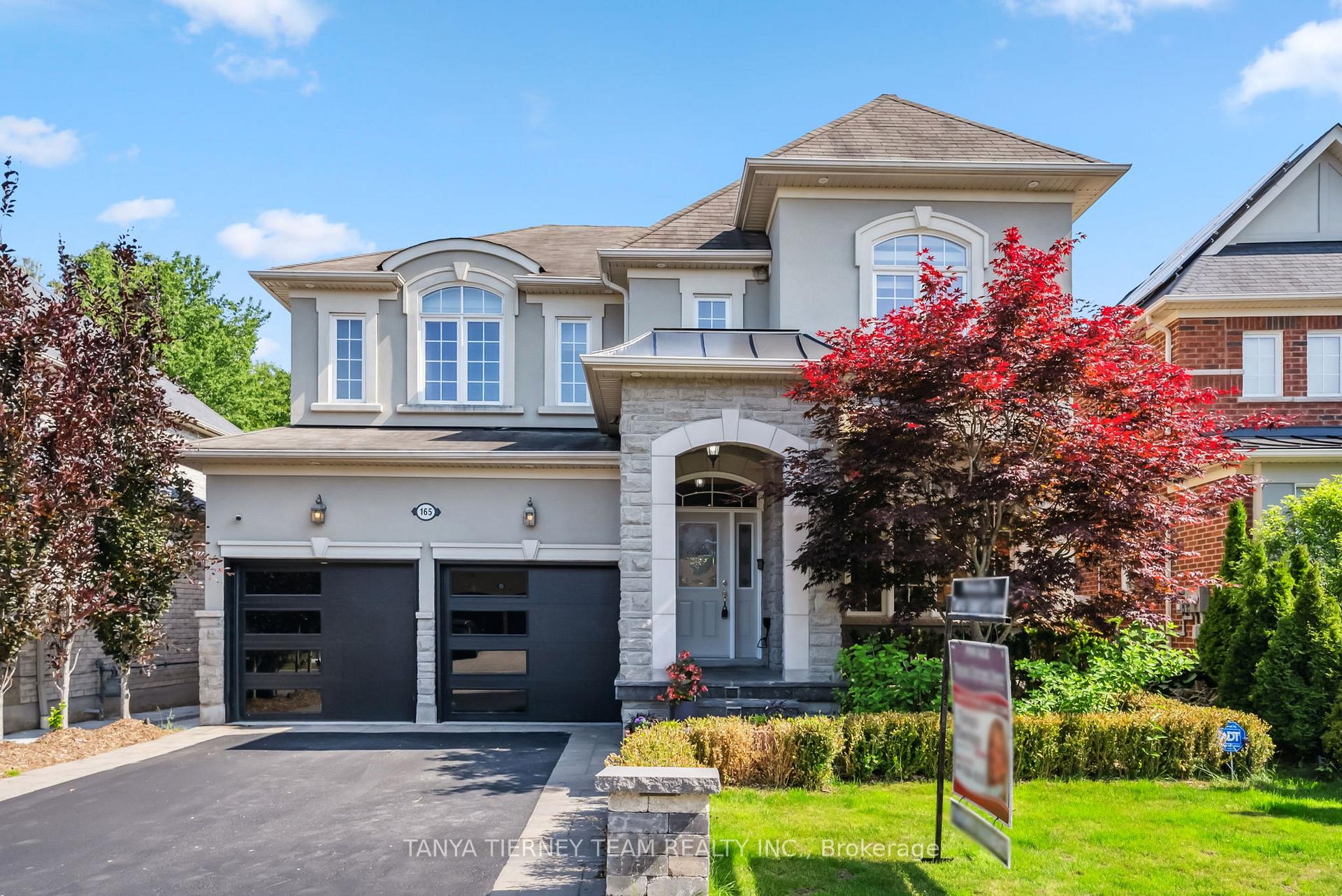 165 Rivers Edge Place, Whitby, ON L1R 0G4